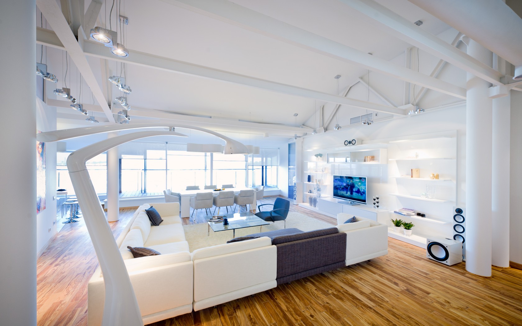 Download Man Made Room Wallpaper