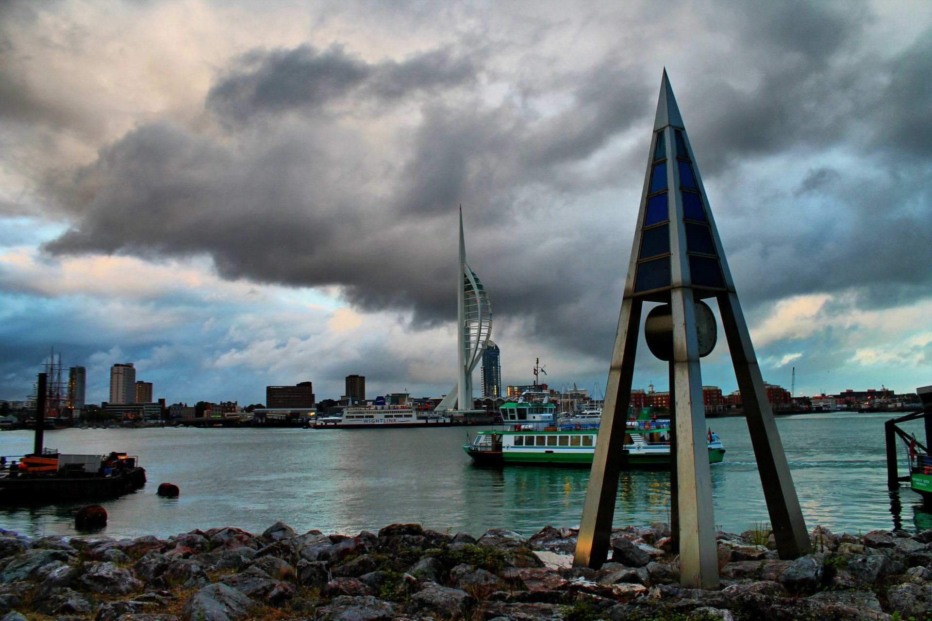 Spinnaker Tower by Dingdong