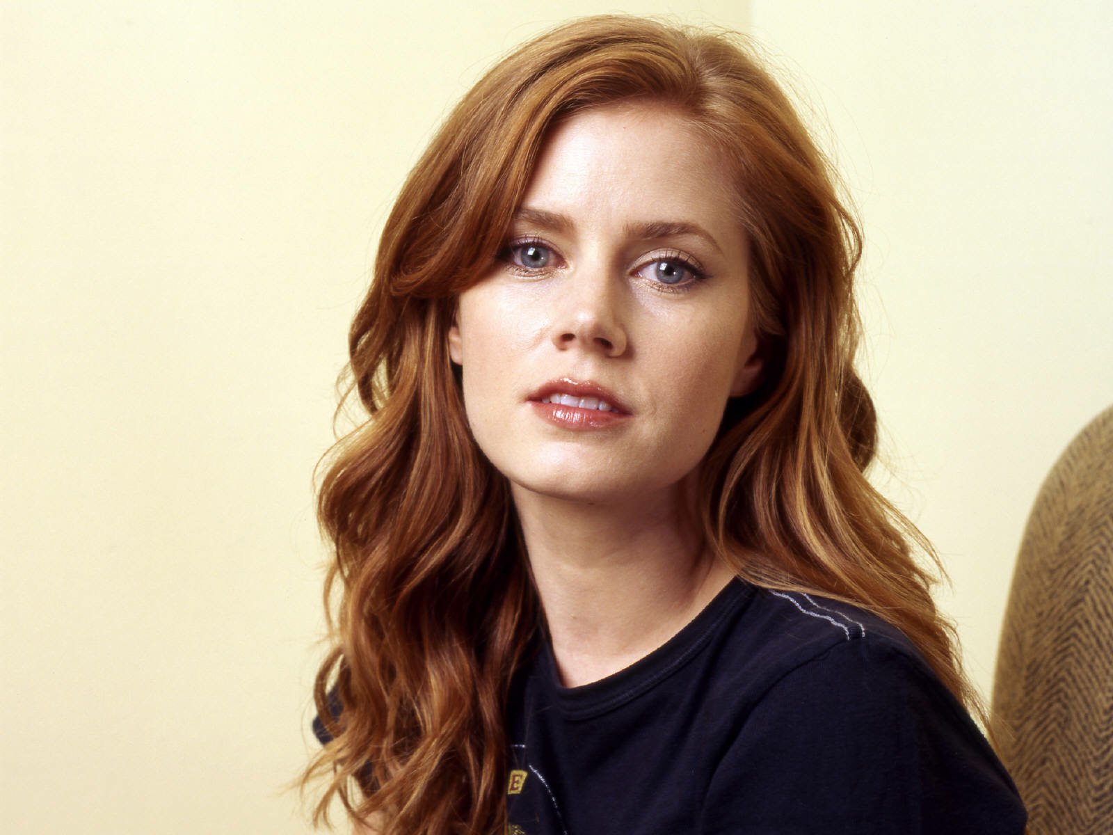Elegant Redhead Celebrity HD Wallpaper | 1600x1200 | Wallpaper Abyss