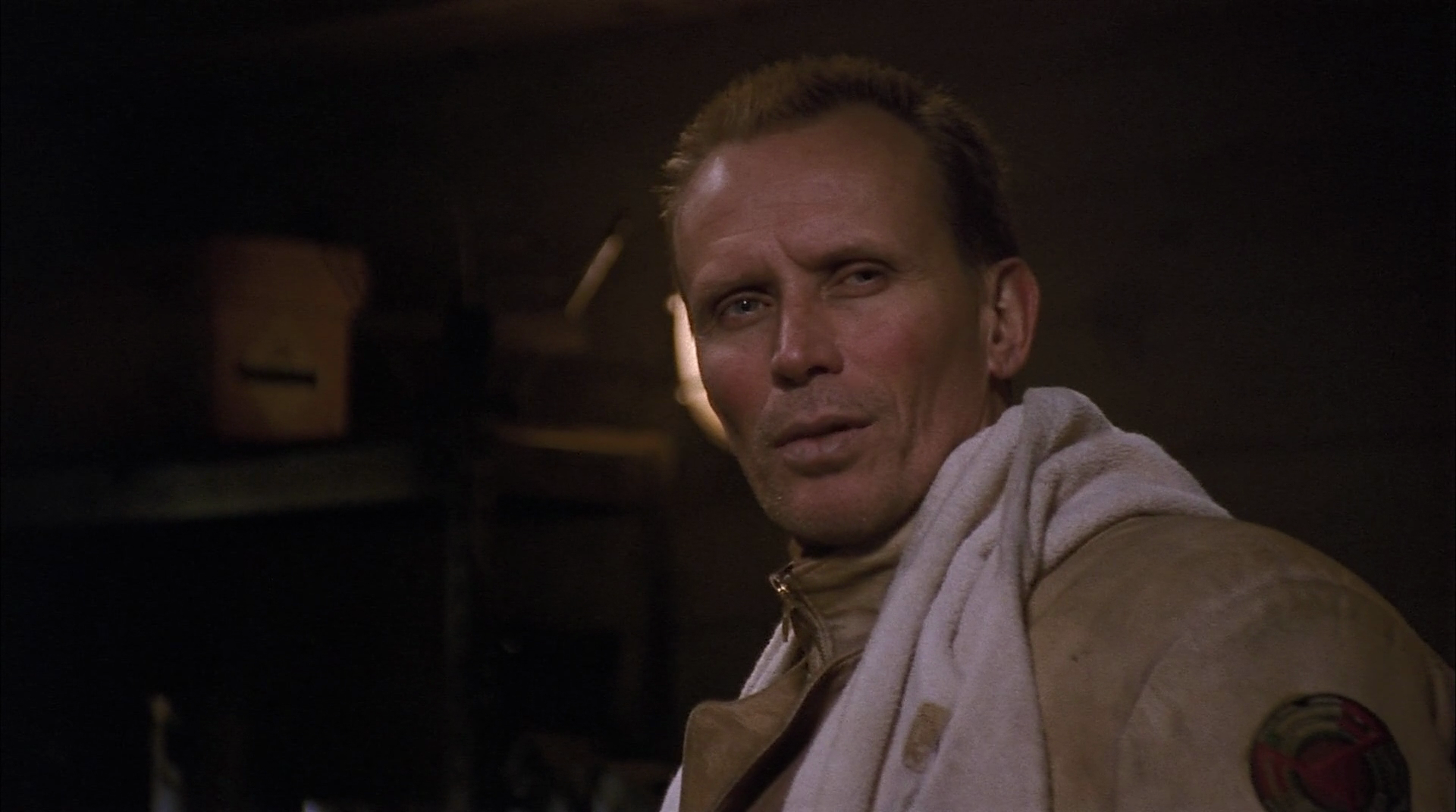 Download Movie Screamers Wallpaper