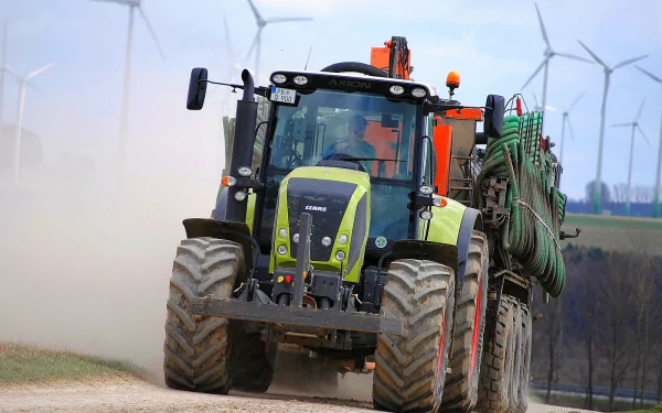 [10+] Claas Wallpapers