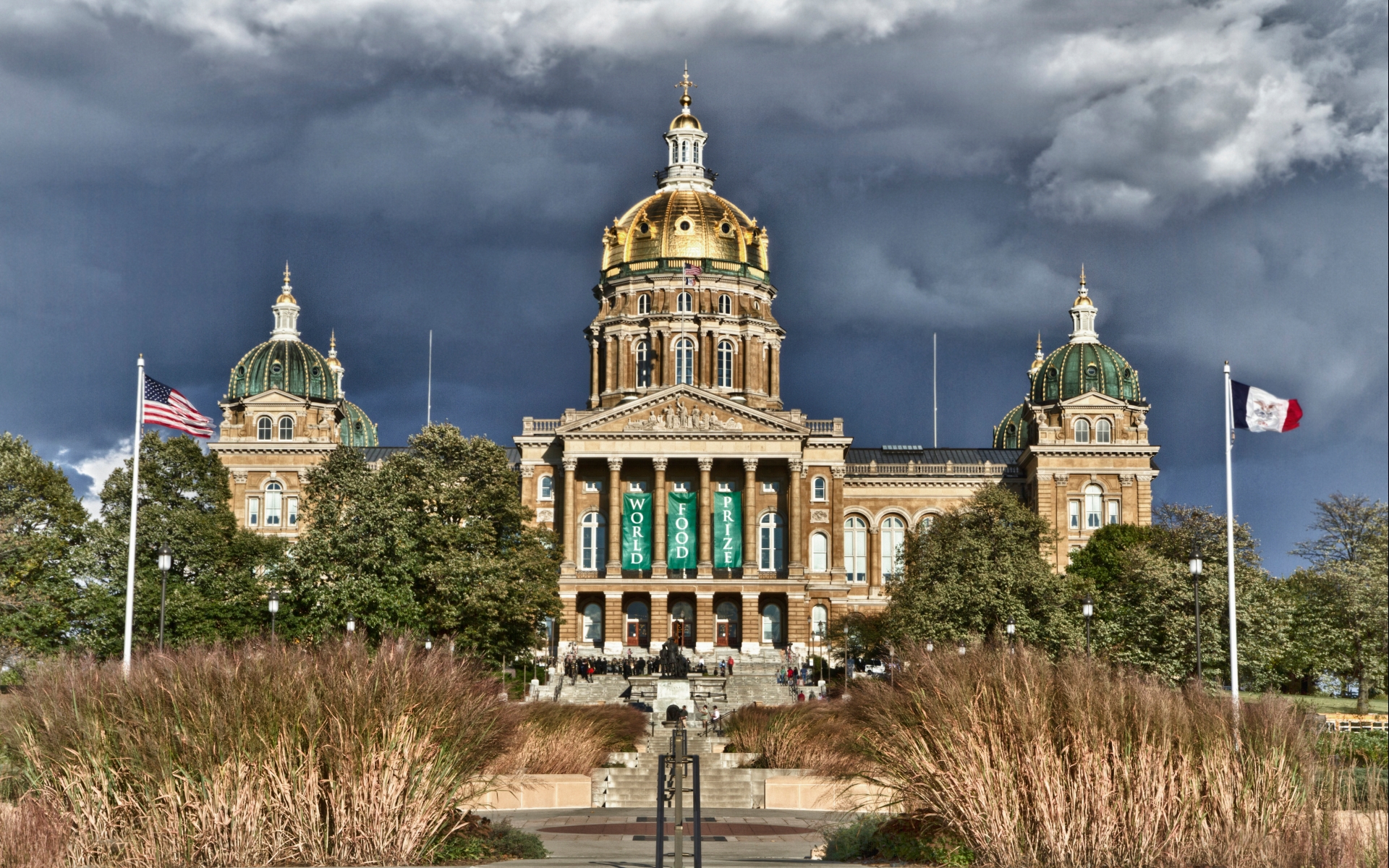 Iowa State Capitol HD Wallpaper