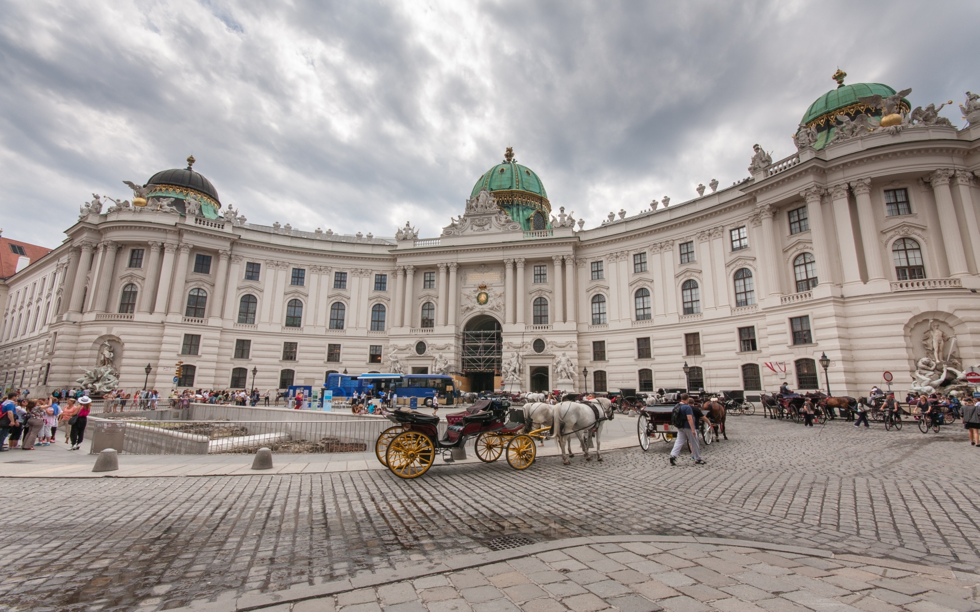 Download Man Made Hofburg Palace HD Wallpaper