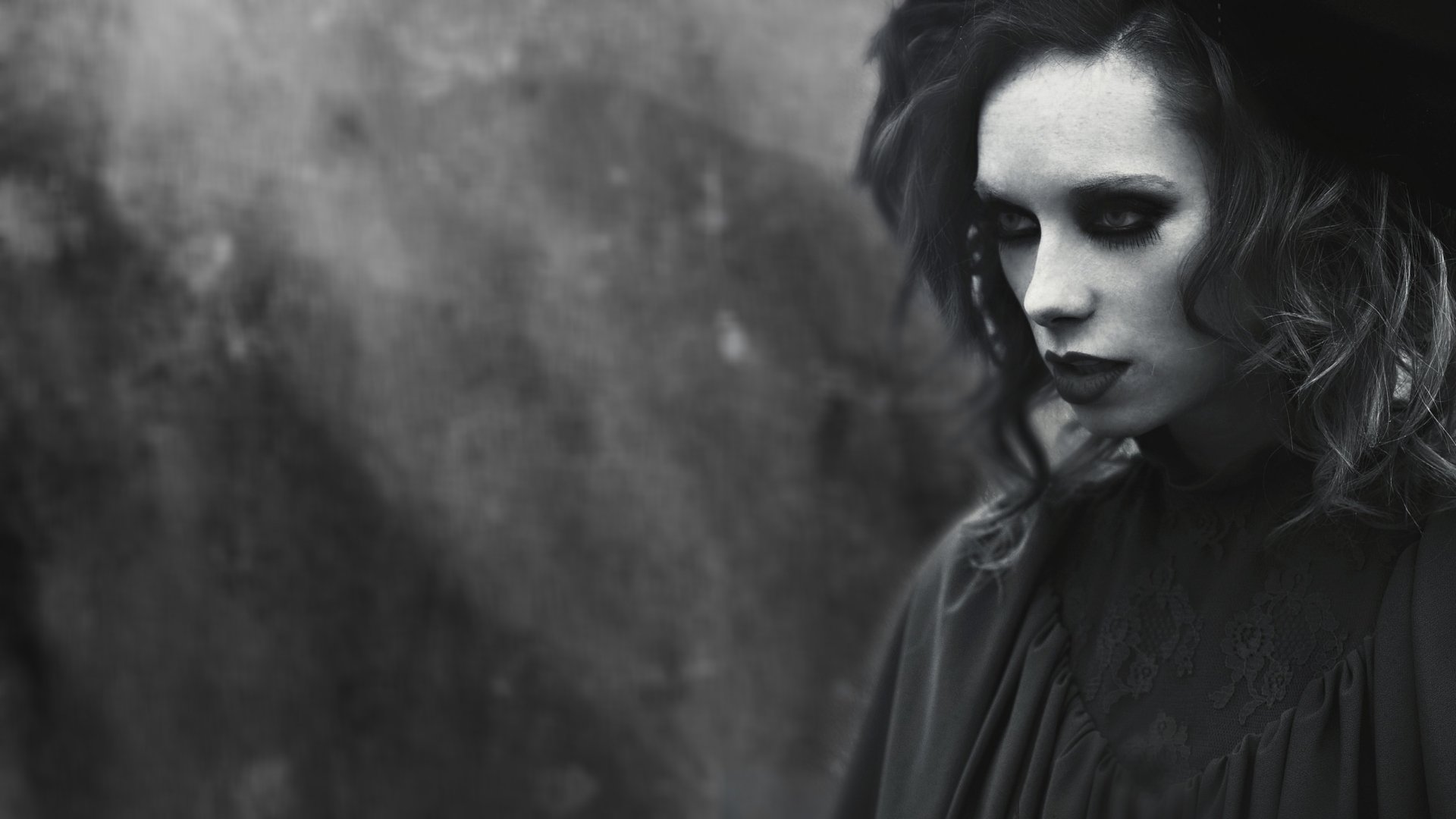 Download Dark Woman HD Wallpaper