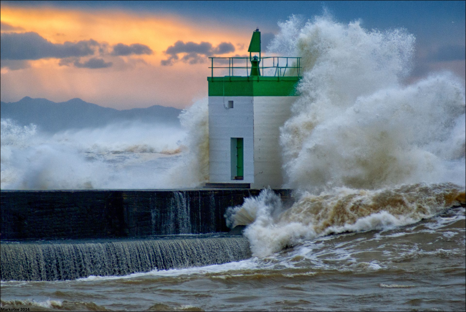 Epic Lighthouse & Roaring Waves HD Wallpaper