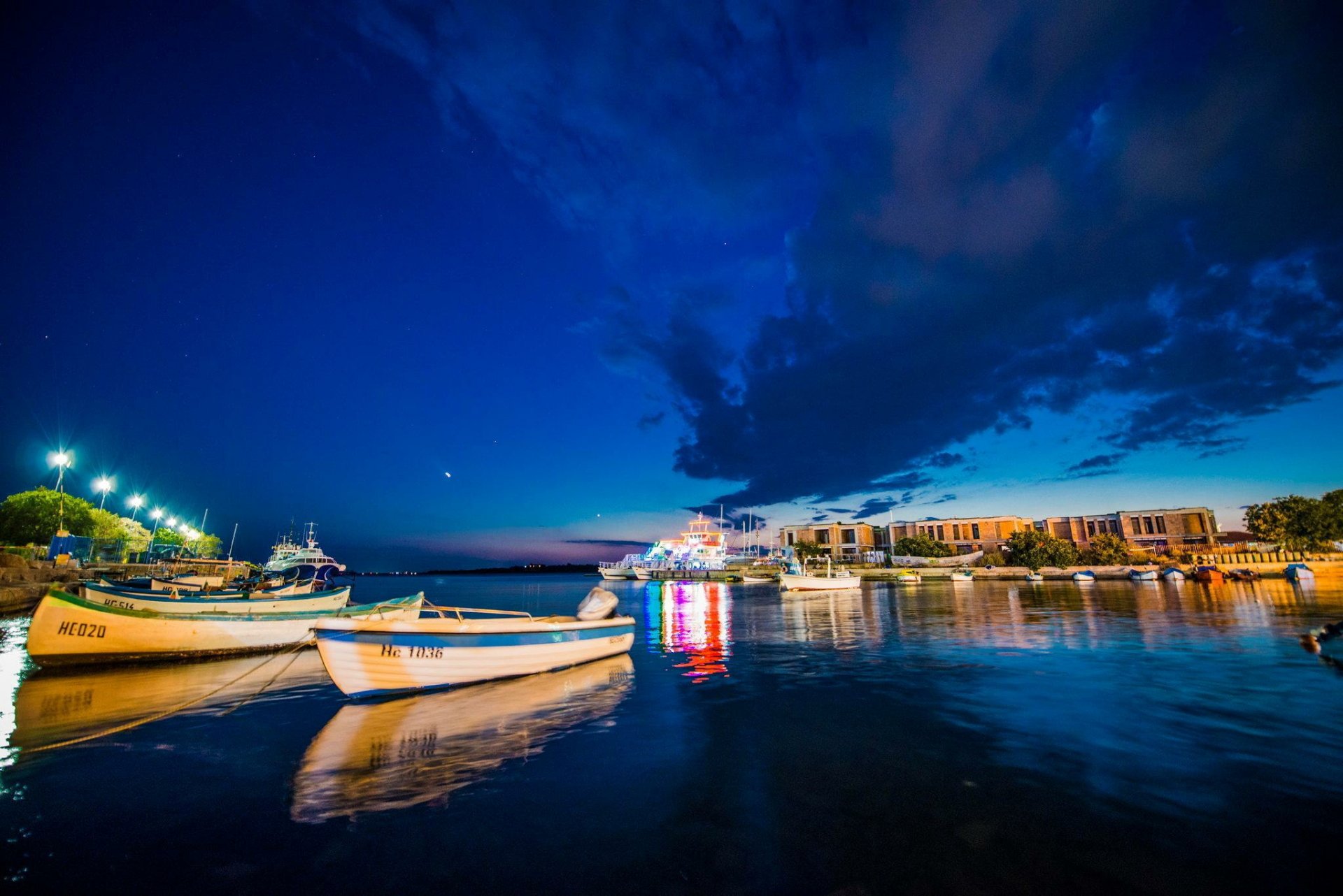 Download Photography Night HD Wallpaper