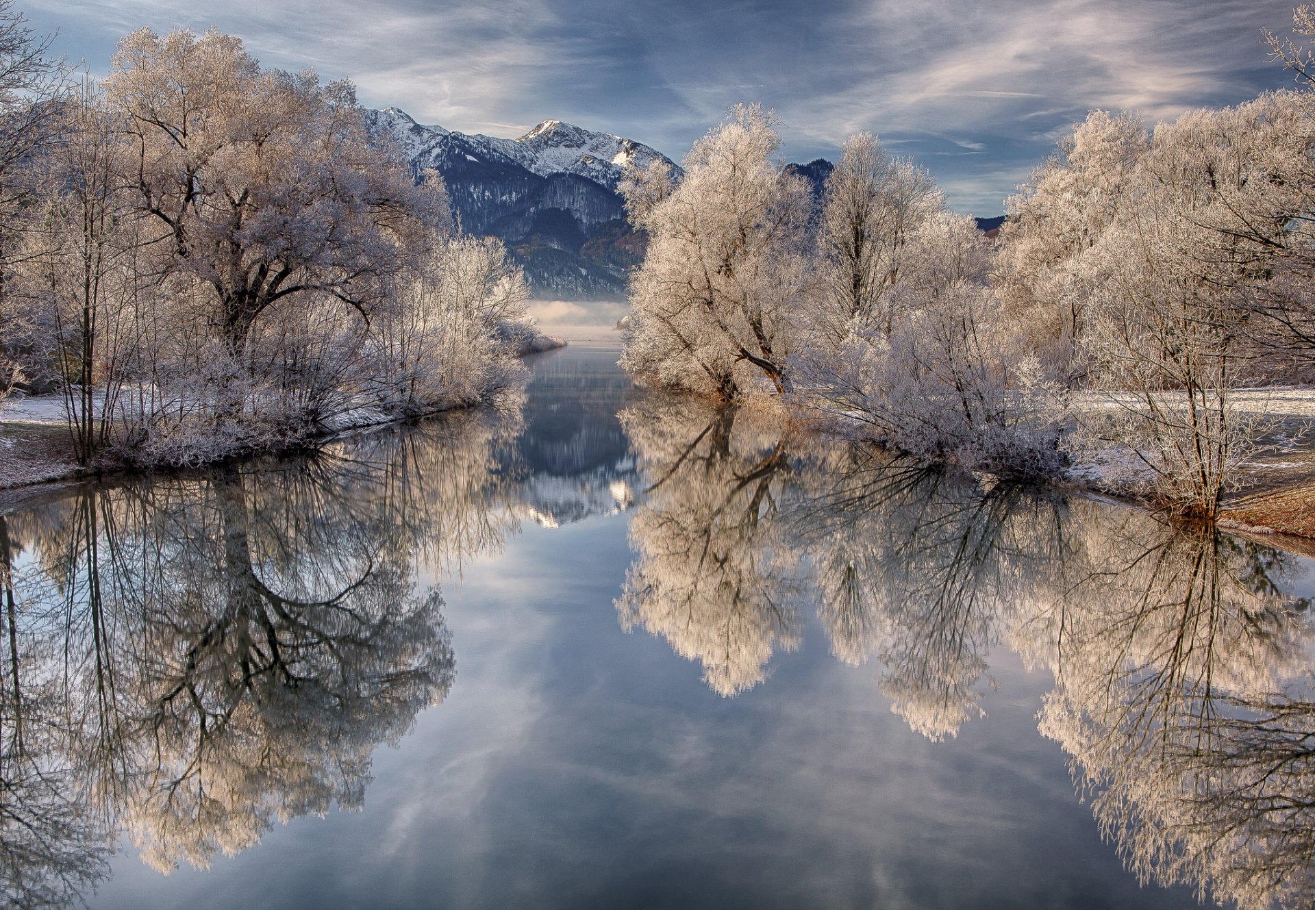 Nature Reflection HD Wallpaper