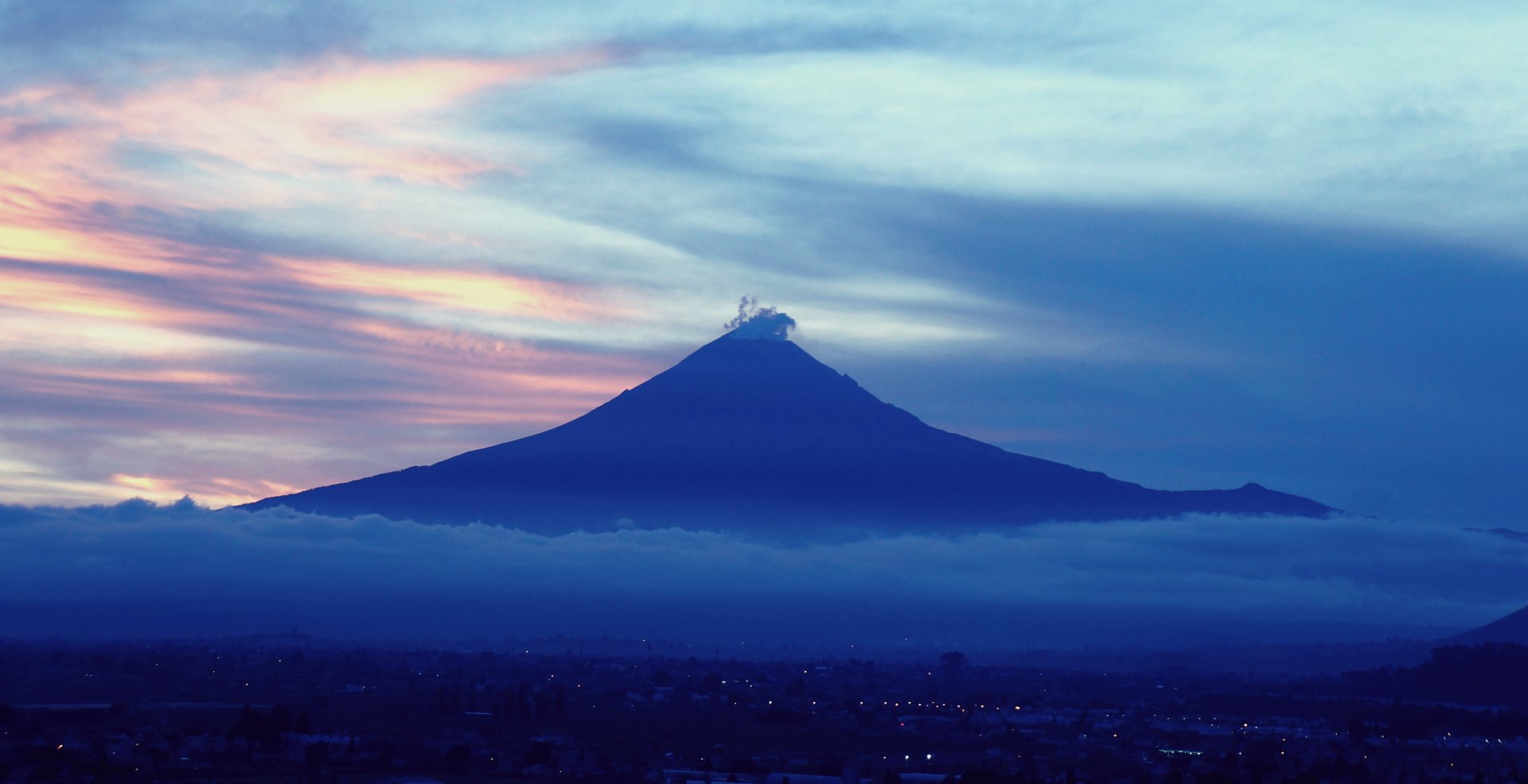 Download Twilight Fog Pastel Volcano Mexico Nature Popocatépetl 4k ...