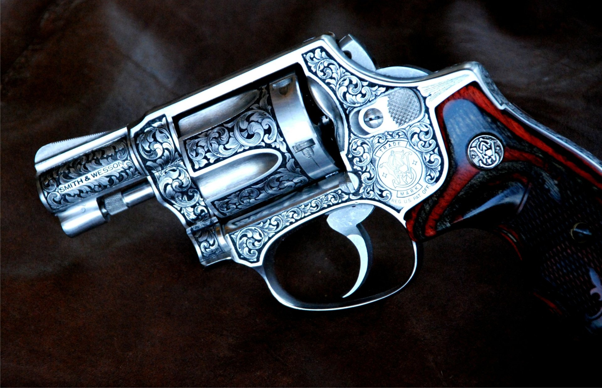 Elegant Revolver HD Wallpaper