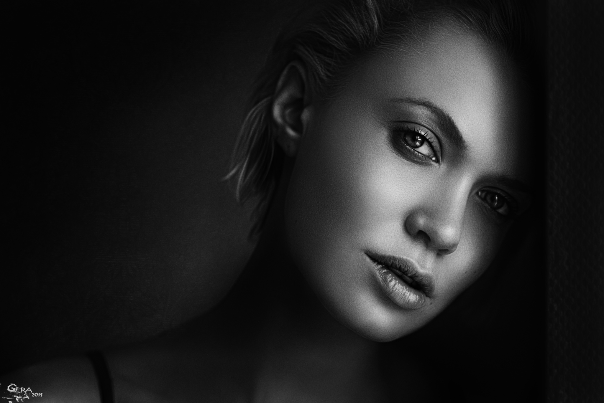 Download Black & White Model Woman Face HD Wallpaper by Georgy Chernyadyev