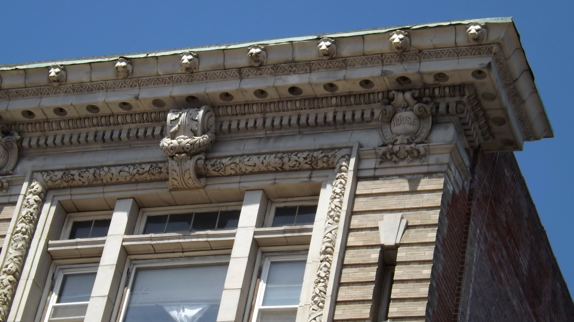 Download Man Made Architecture HD Wallpaper