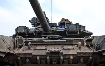 T-90 Wallpaper and Background Image | 1600x1202 | ID:385632