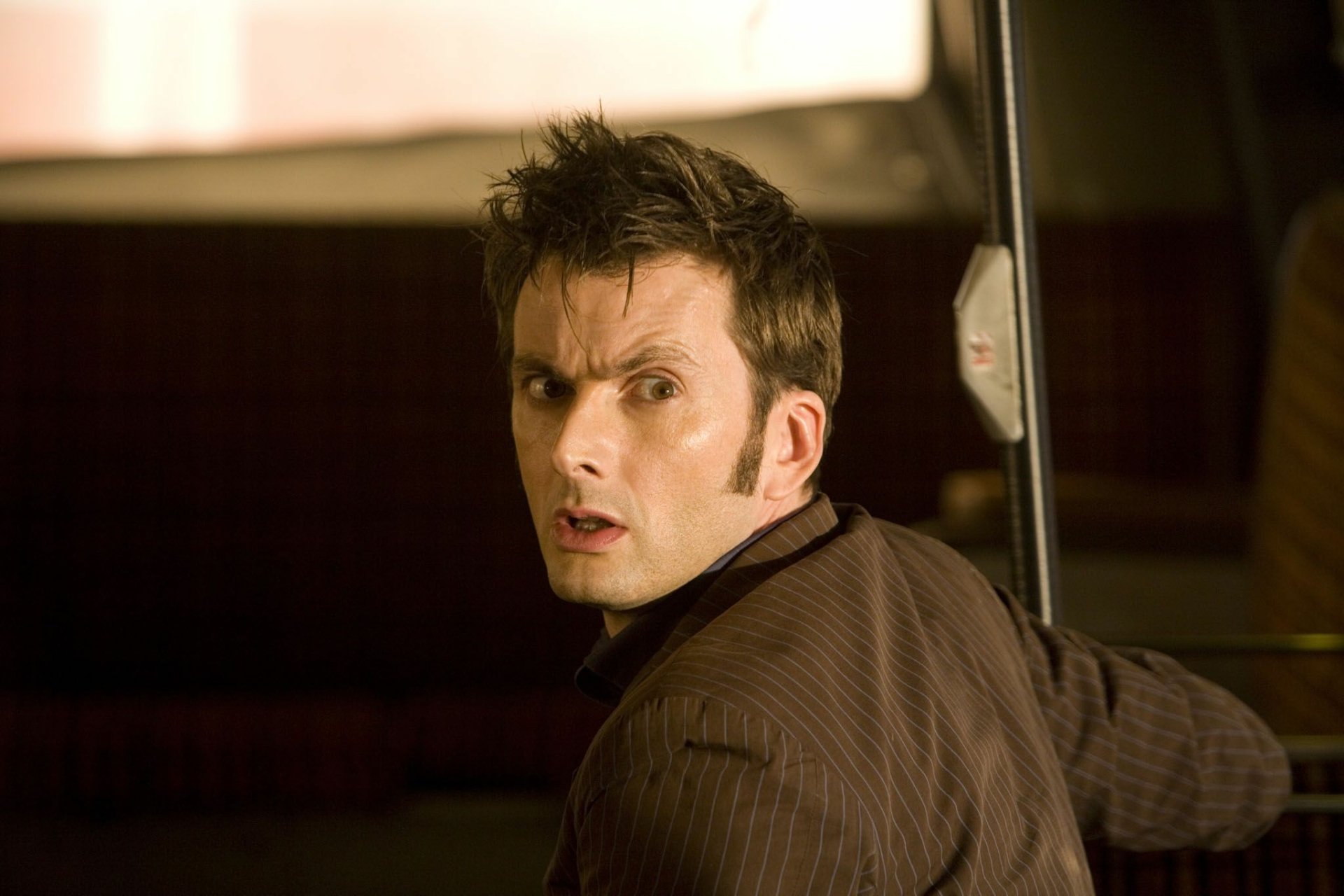 Doctor Who 2005 HD Wallpaper – Iconic Moment in Time | 2048x1365 ...