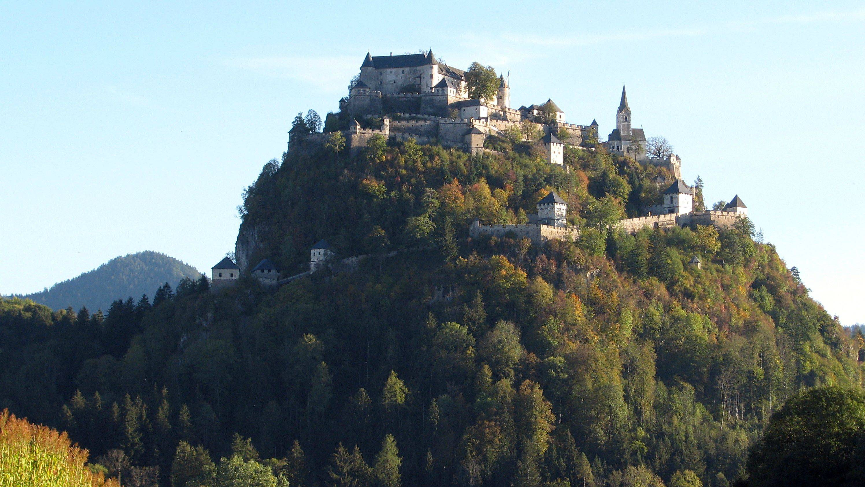 Majestic Hochosterwitz Castle HD Wallpaper
