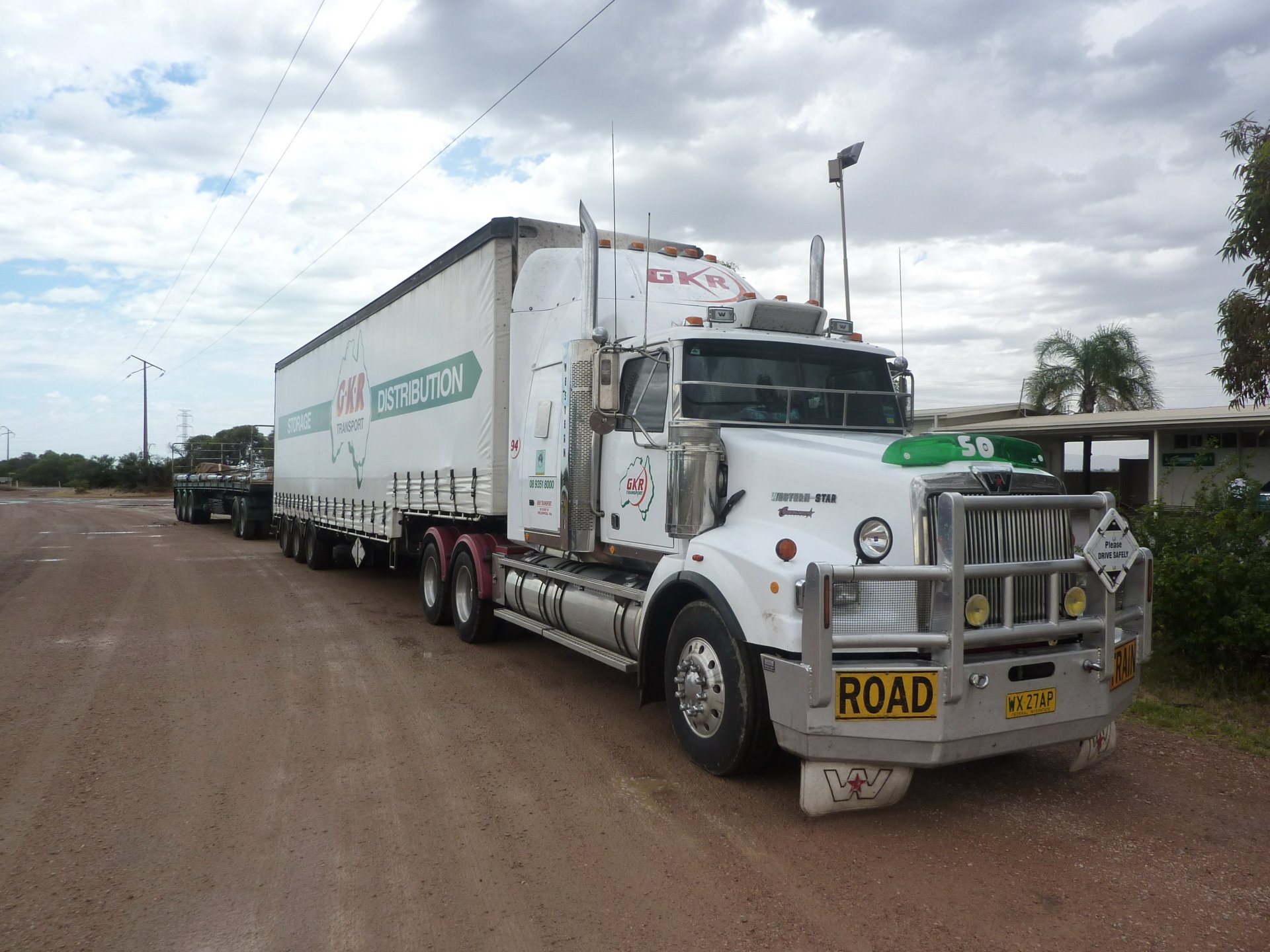 Download Road Train Vehicle Western Star HD Wallpaper