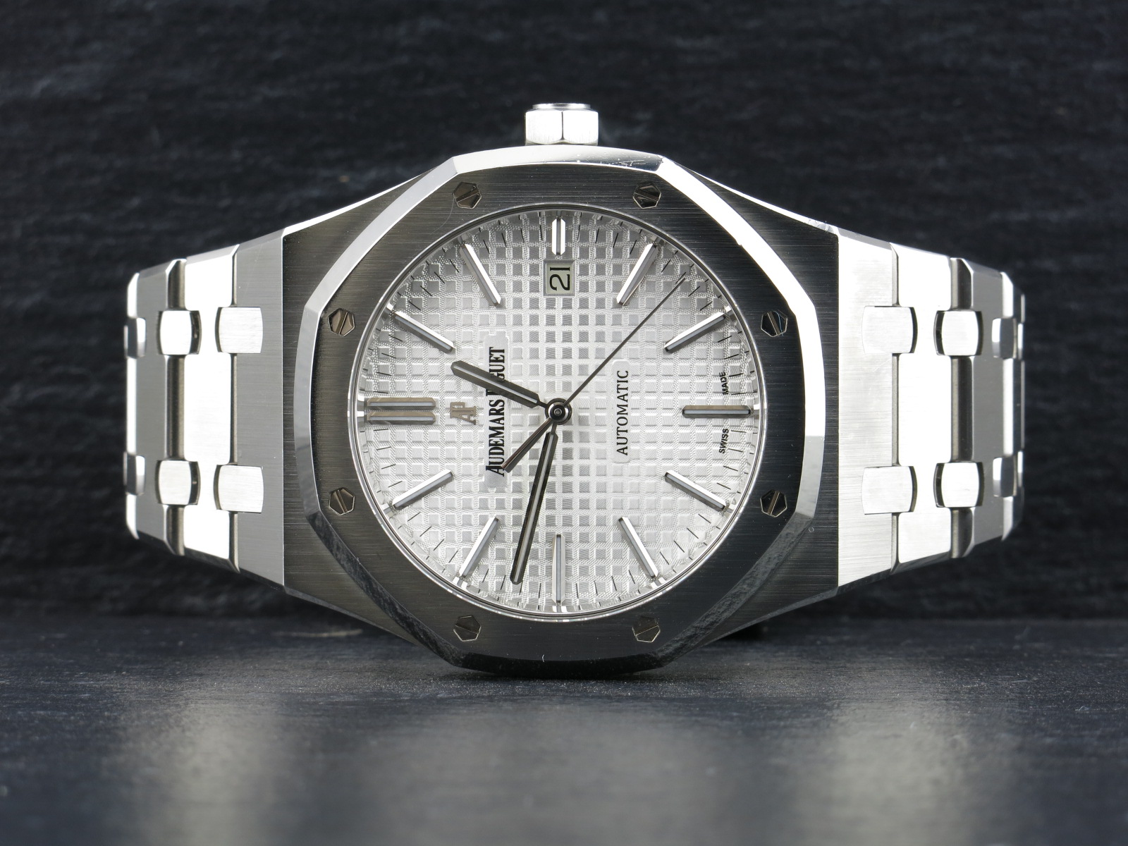 Download Man Made Watch Wallpaper