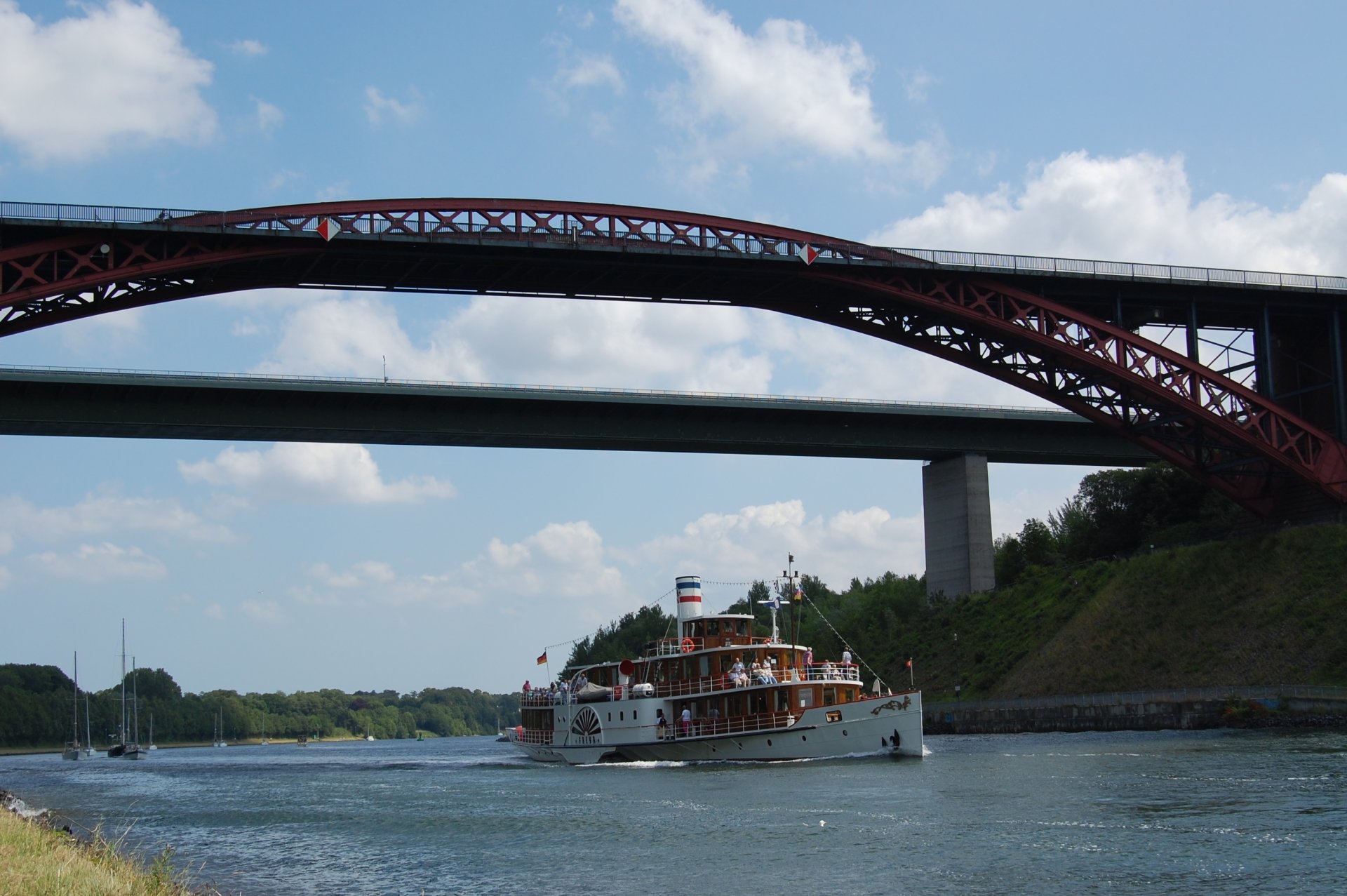 Man Made Bridge HD Wallpaper