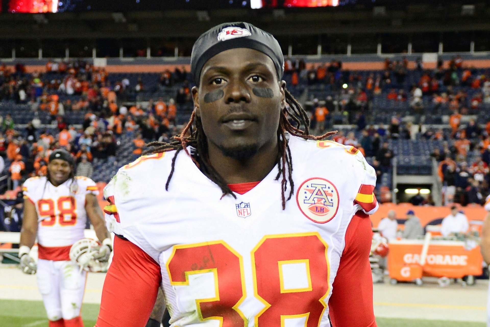Download Kansas City Chiefs Sports HD Wallpaper | 2400x1600 | Wallpaper ...