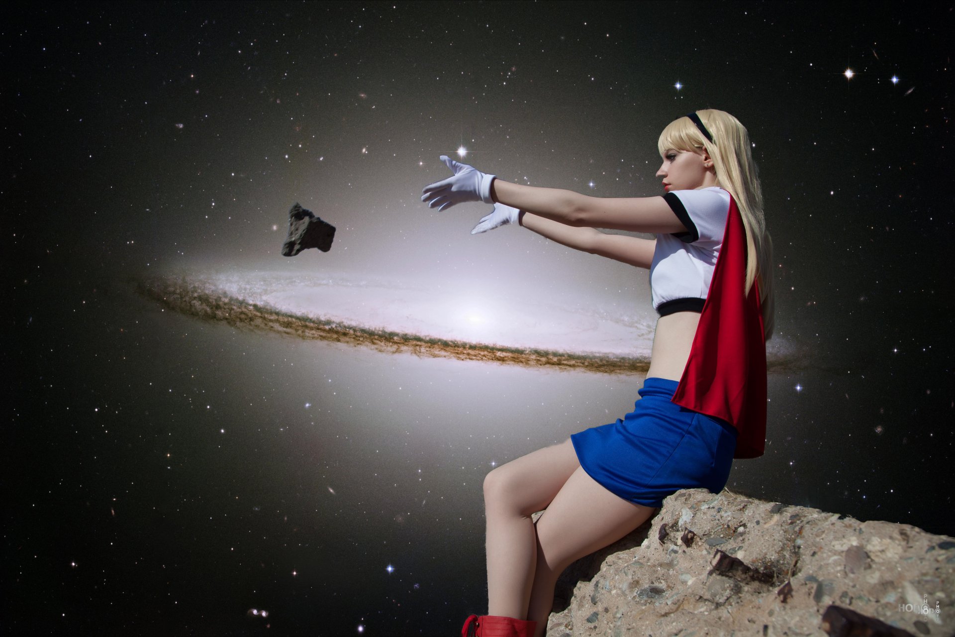 Supergirl Cosplay in Stunning 4K Ultra HD Wallpaper