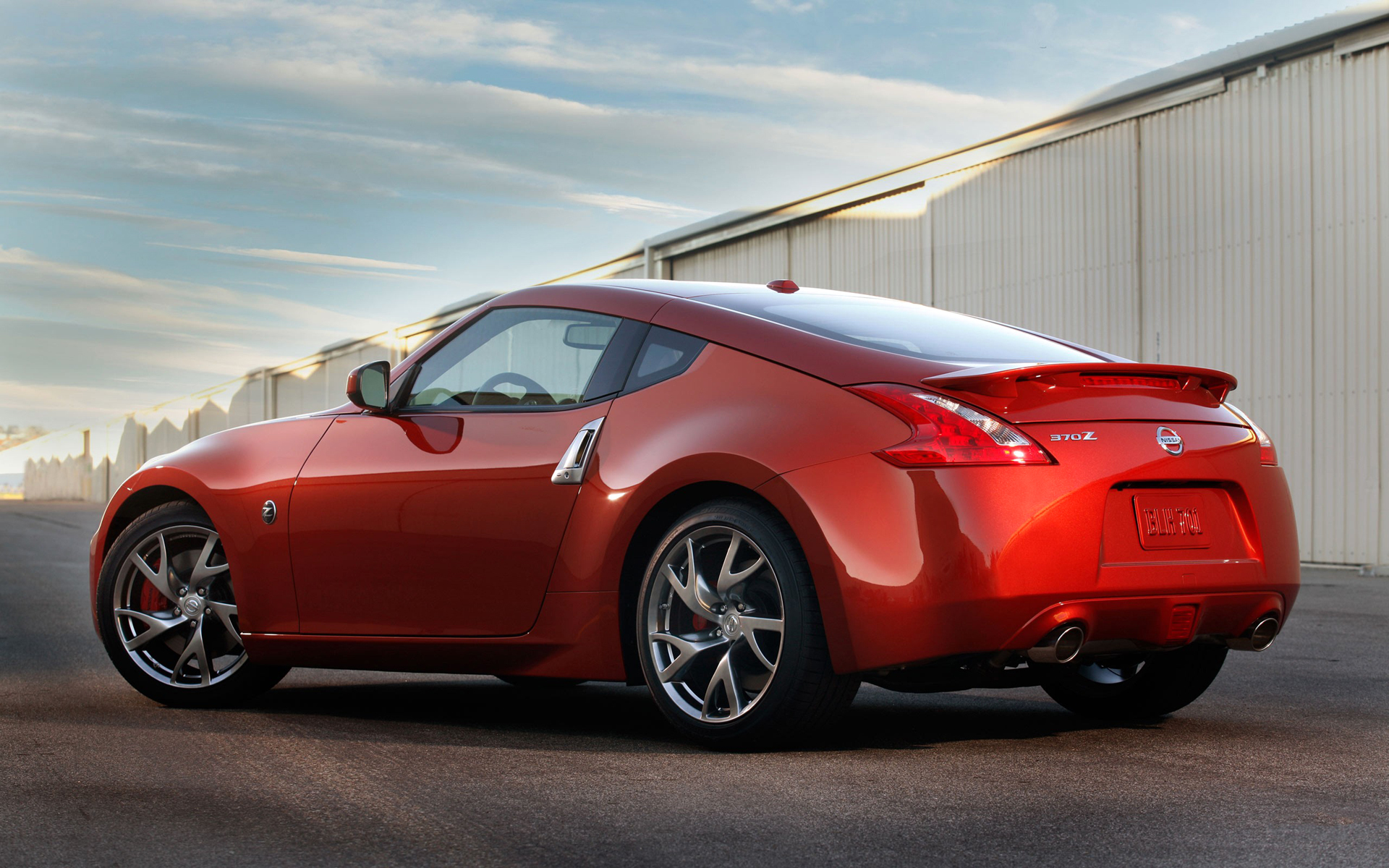 Download Car Nissan Vehicle Nissan 370Z HD Wallpaper