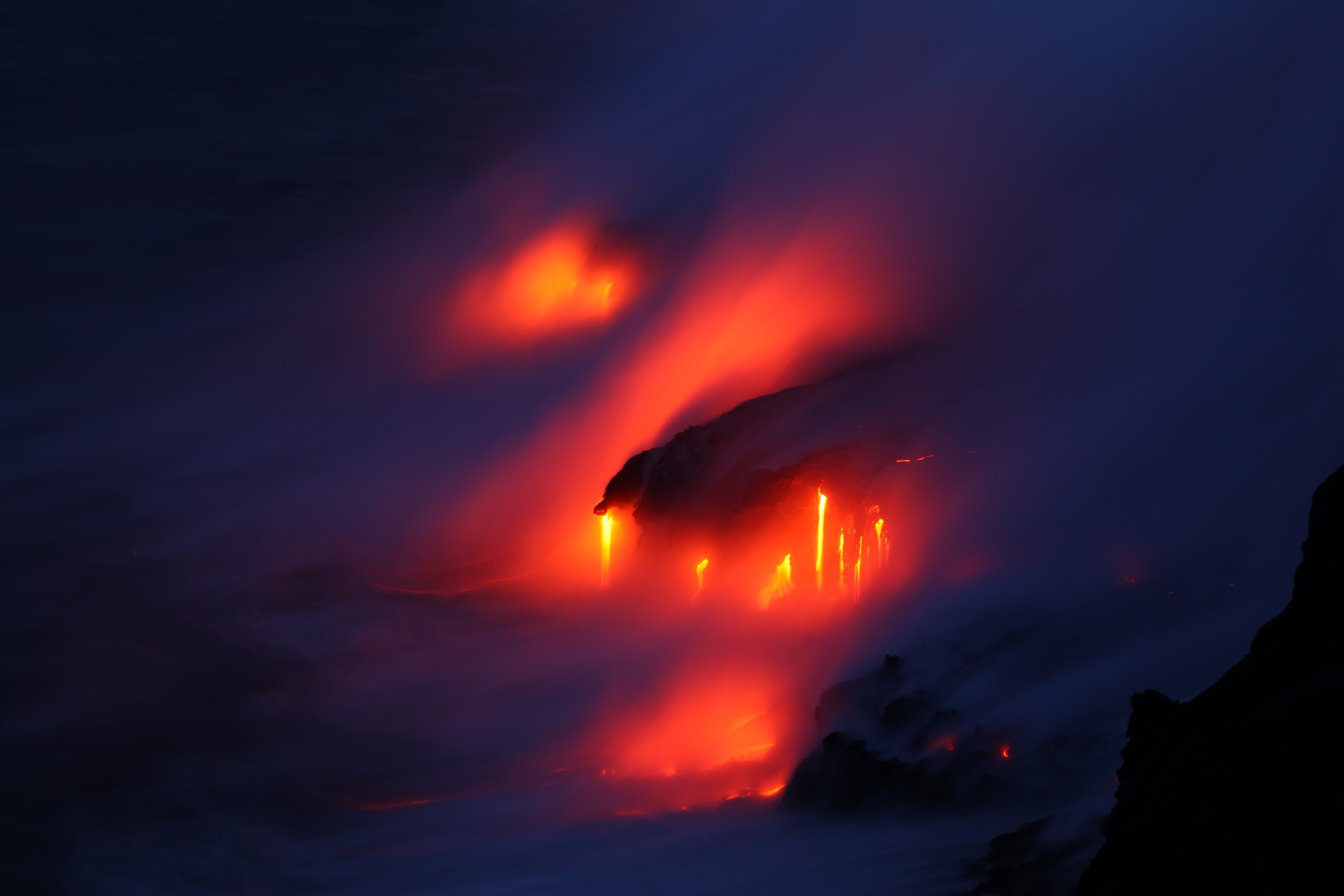 Download Night Smoke Lava Nature Volcano 4k Ultra HD Wallpaper