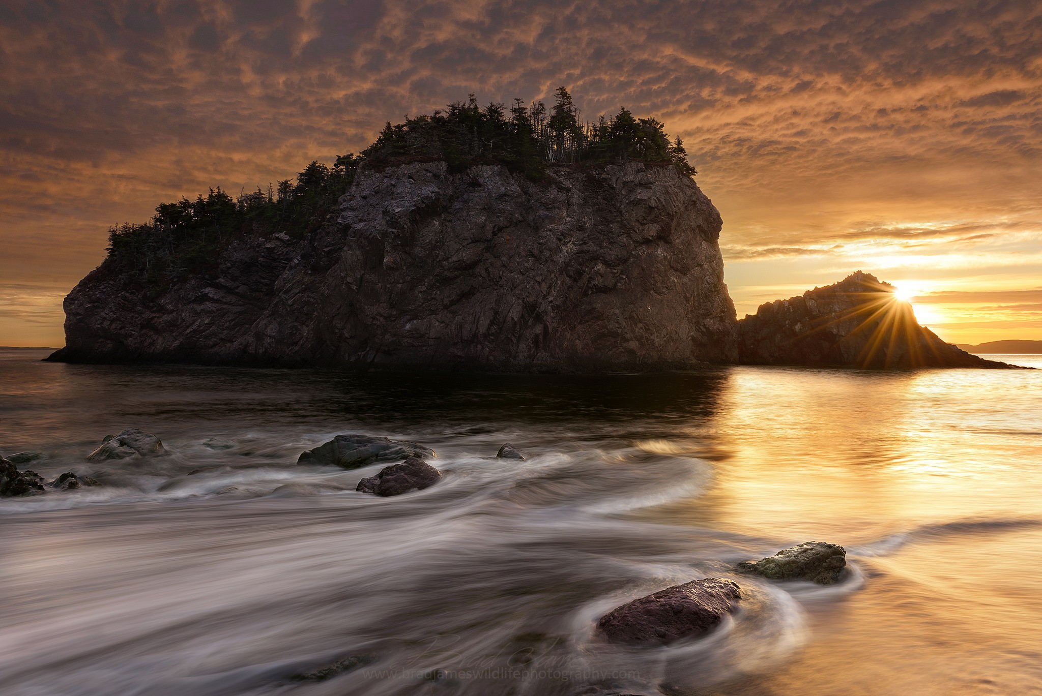 Download Nature Rock HD Wallpaper