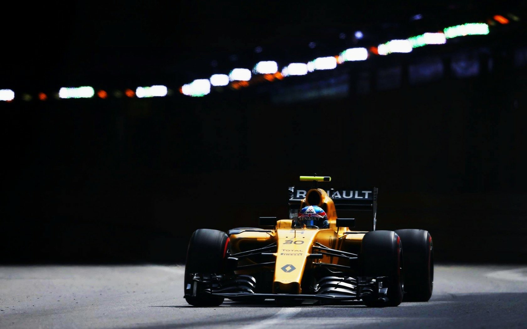 Download F1 Renault Sports Wallpaper