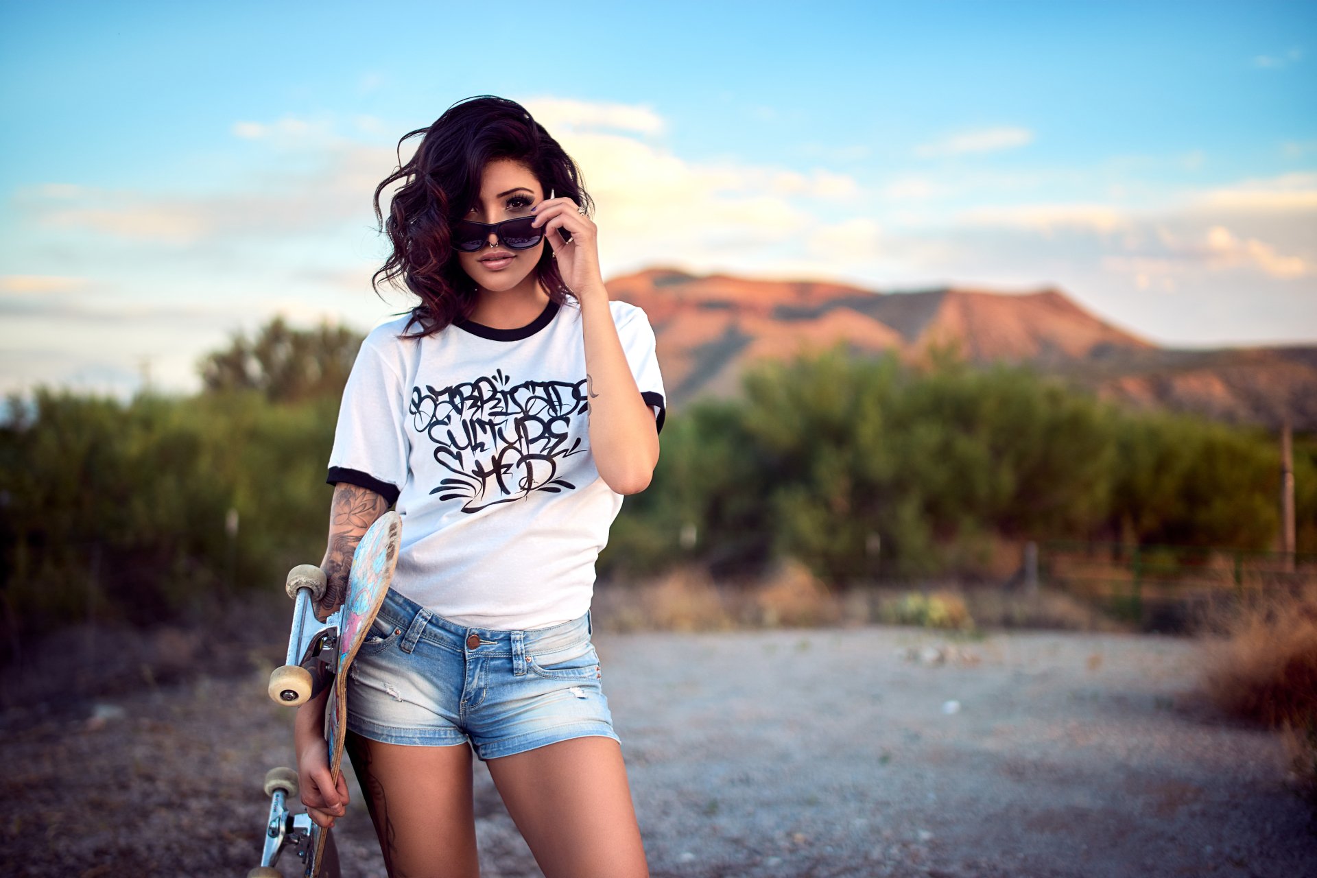 Download Tattoo Sunglasses Brown Eyes Brunette Woman Model 4k Ultra HD ...