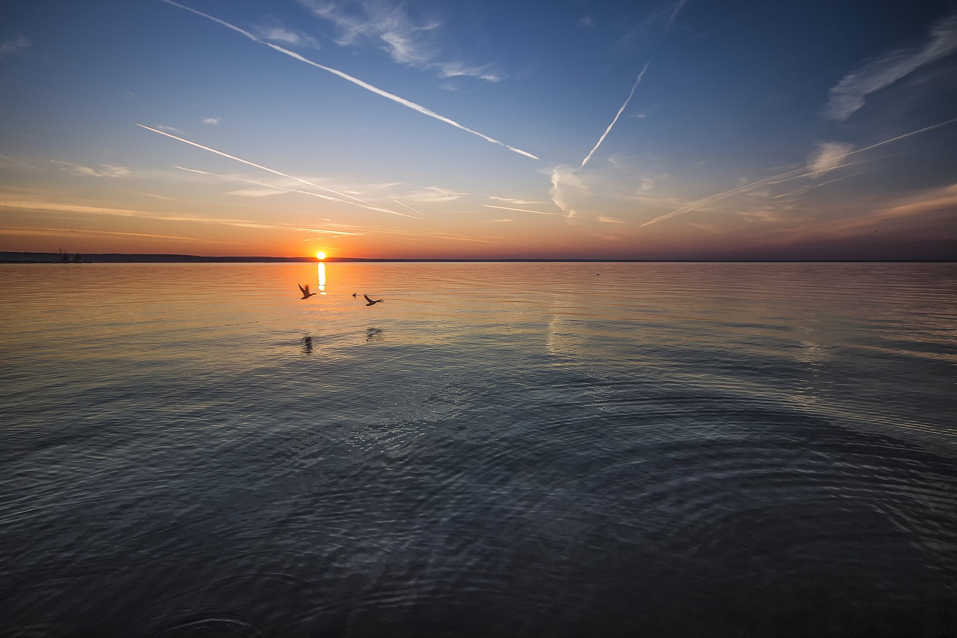 2K Quad HD Ocean Dawn — Sunrise Over the Calm Horizon | 3483x2322 ...