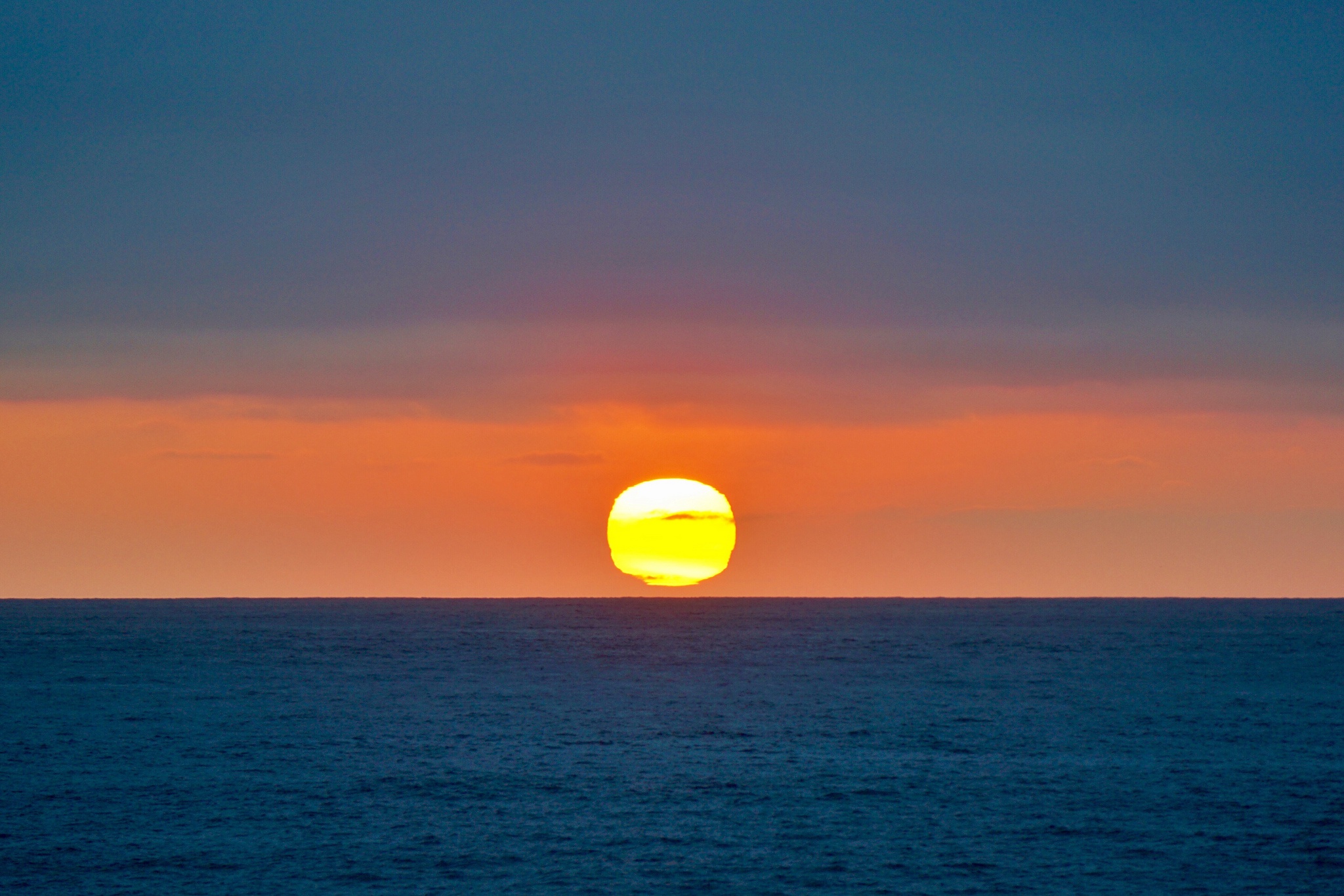 Download Sun Horizon Sky Ocean Nature Sunrise HD Wallpaper