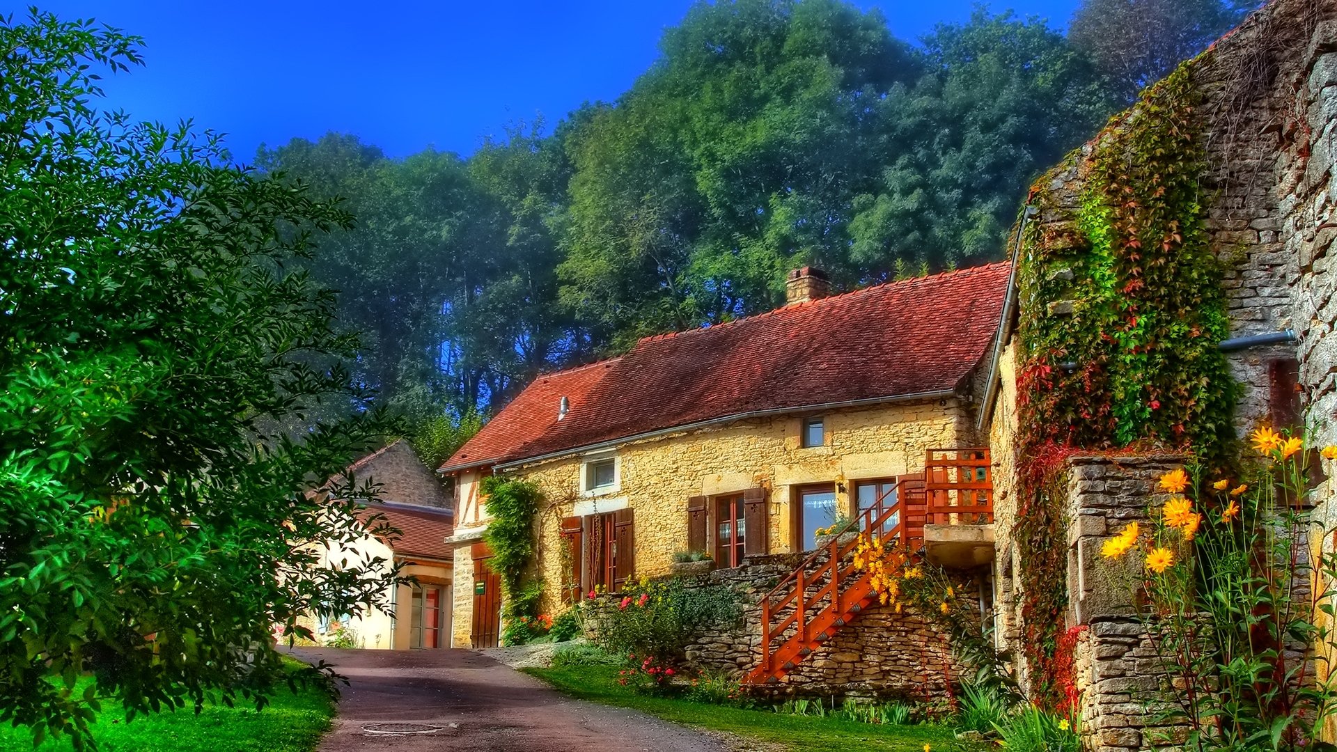 Serene Country Roadside Cottage - HD Wallpaper