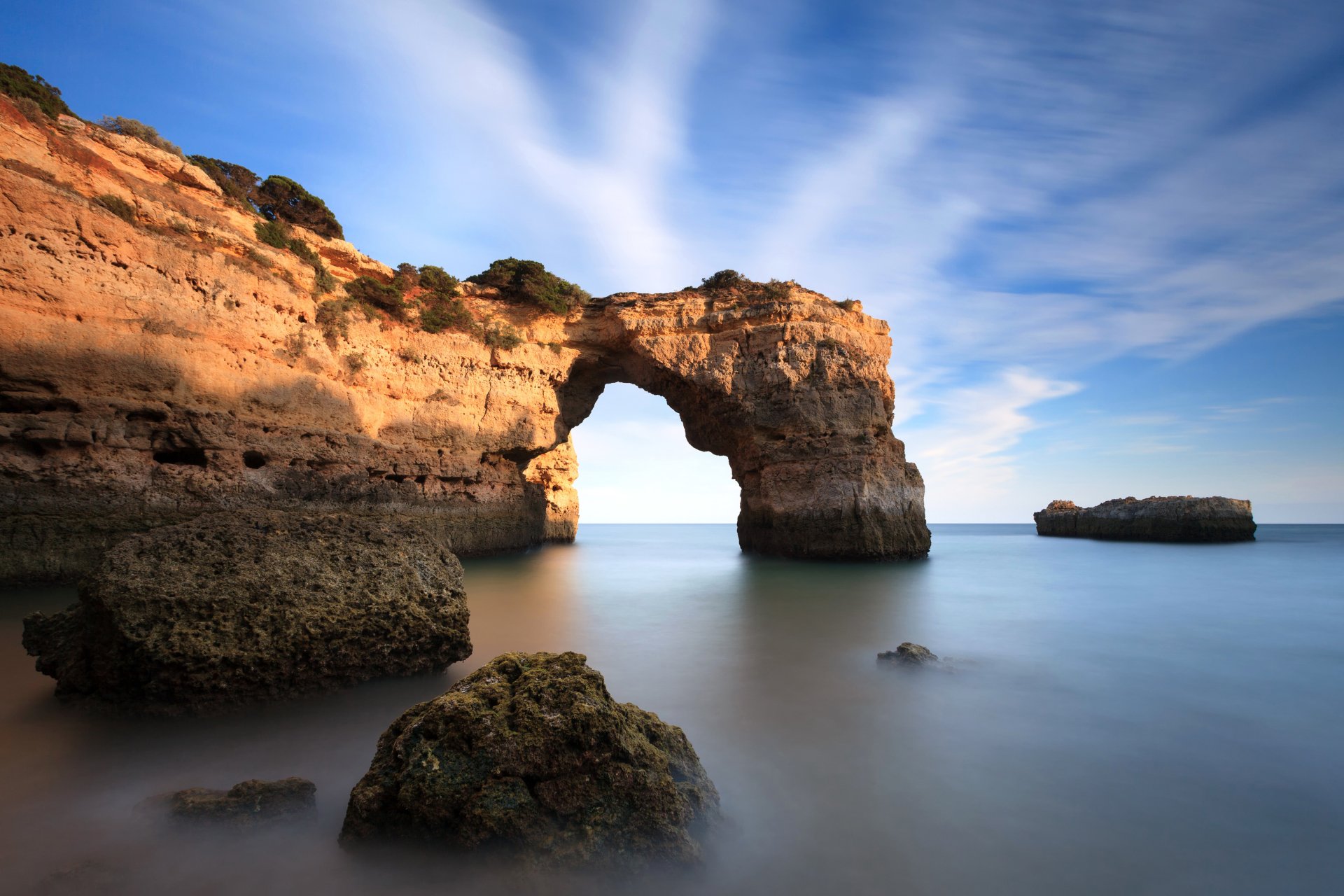 Archway Over Ocean Horizon — 4K Ultra HD Nature Wallpaper | 4500x3000 ...