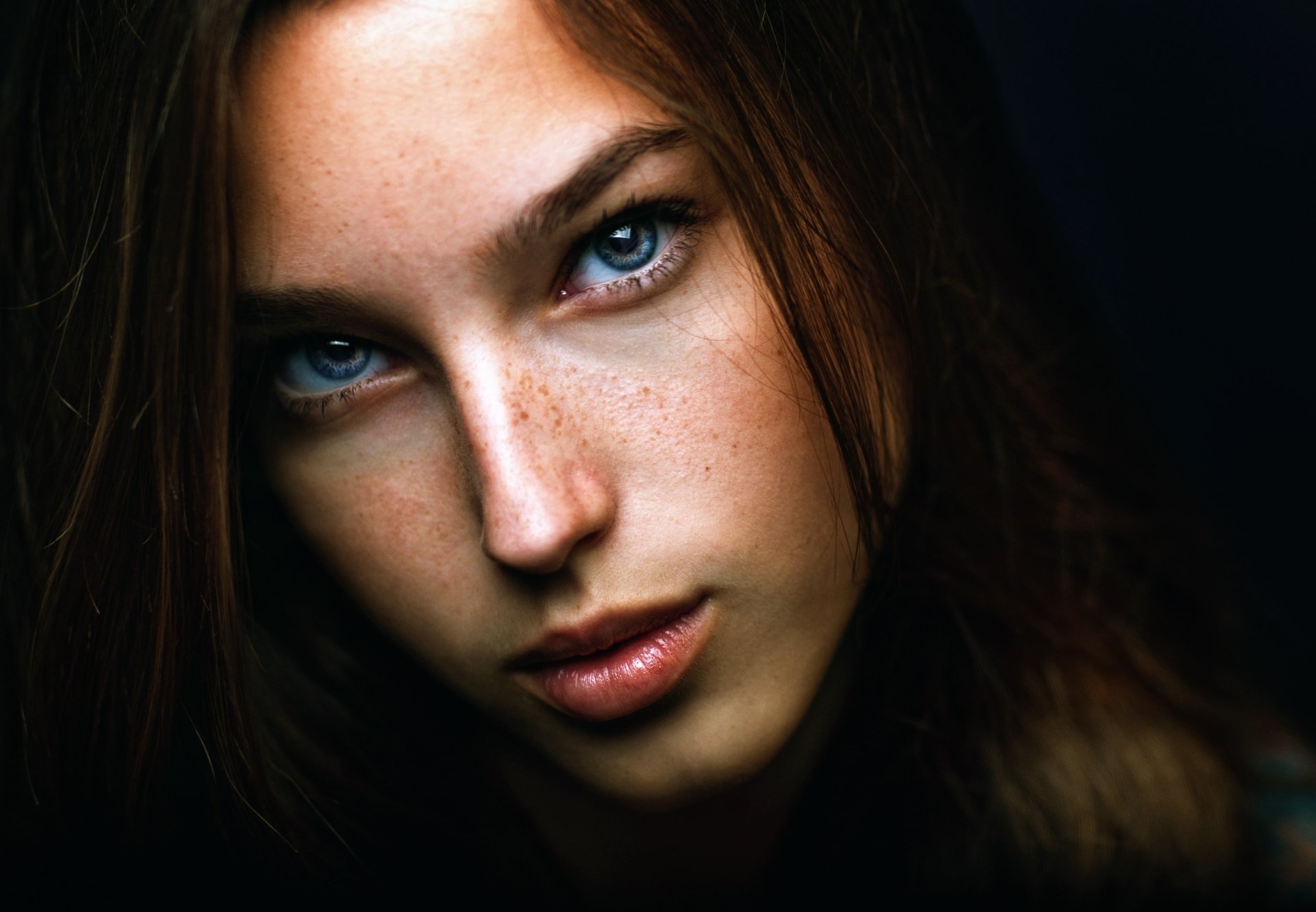 Download Blue Eyes Model Woman Face HD Wallpaper by Zachar Rise