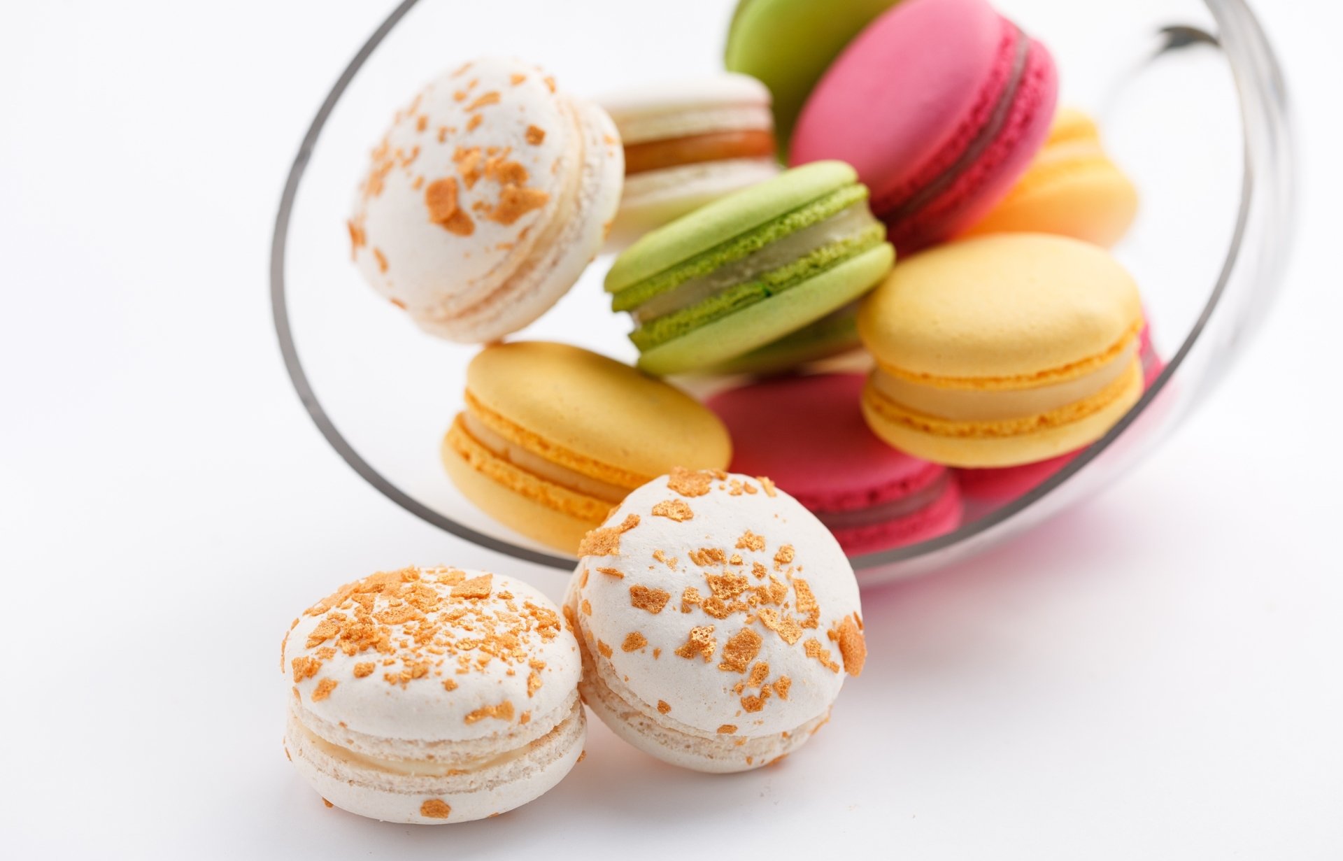 HD Sweet Macaron Delight: Colorful French Treats in Stunning Detail