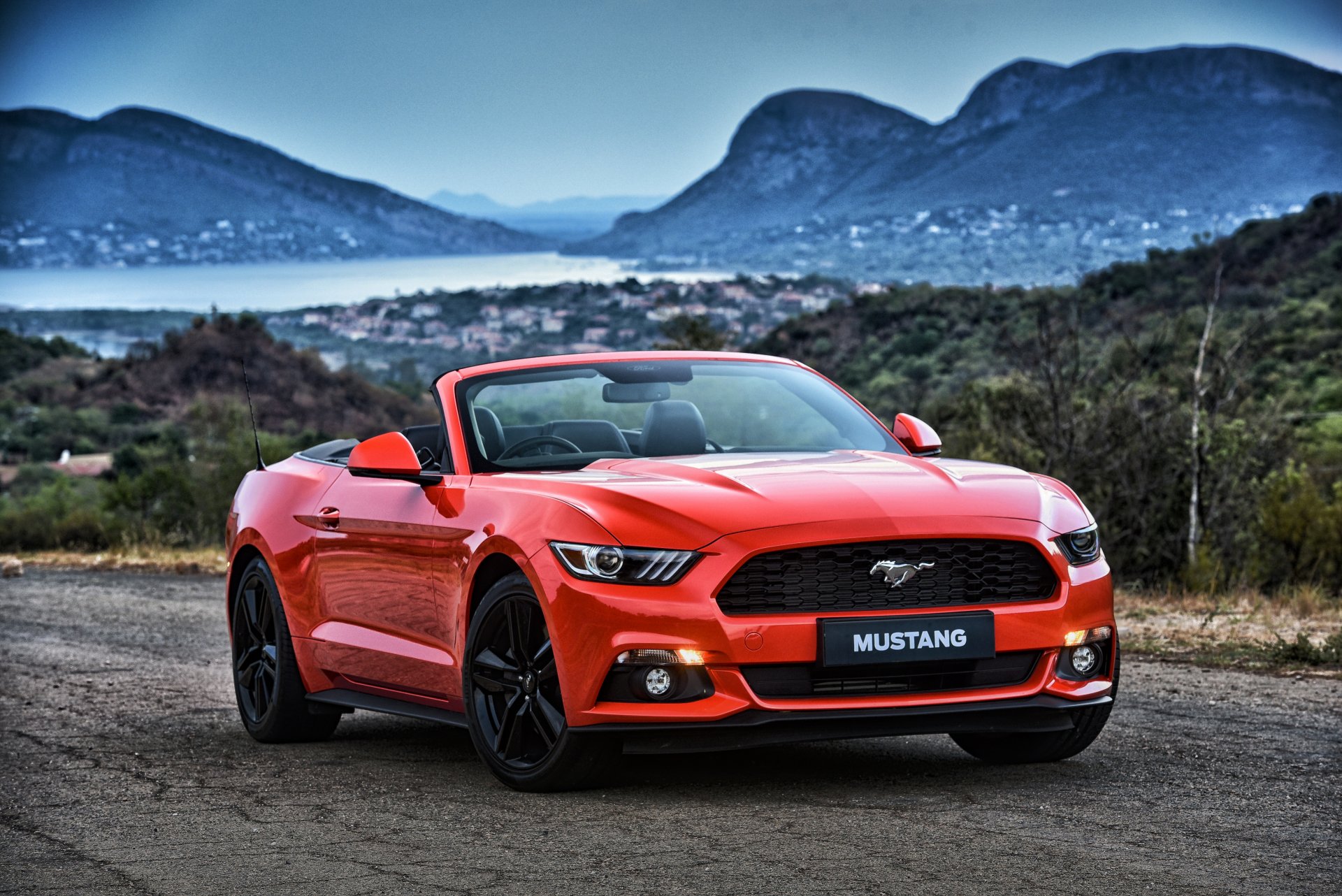 4K Ultra HD Mustang: Red Ford Convertible — Muscle Car Wallpaper ...
