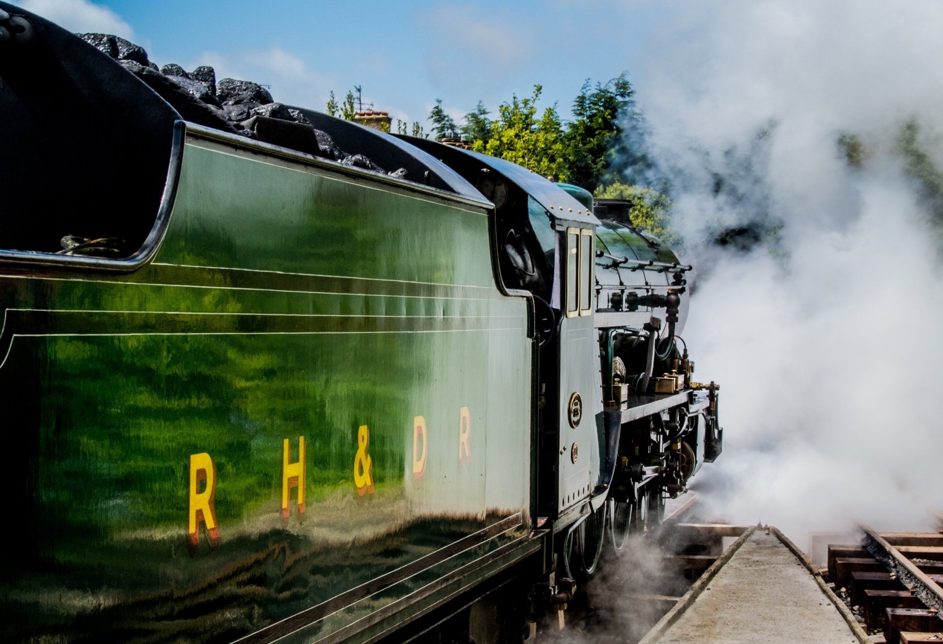 Download Locomotive Vehicle Train HD Wallpaper | 2244x1535 | Wallpaper ...