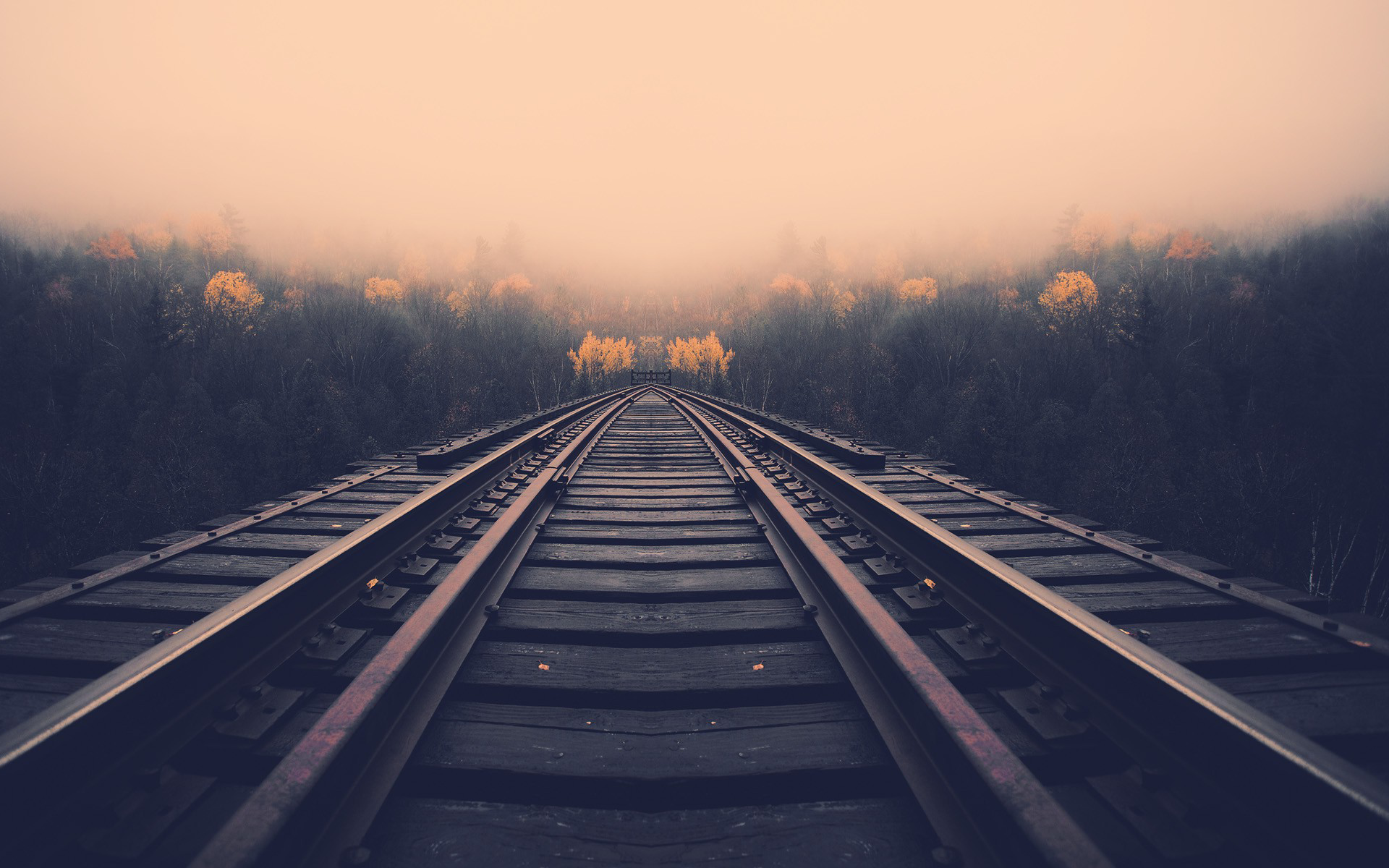 Railroad HD Wallpaper