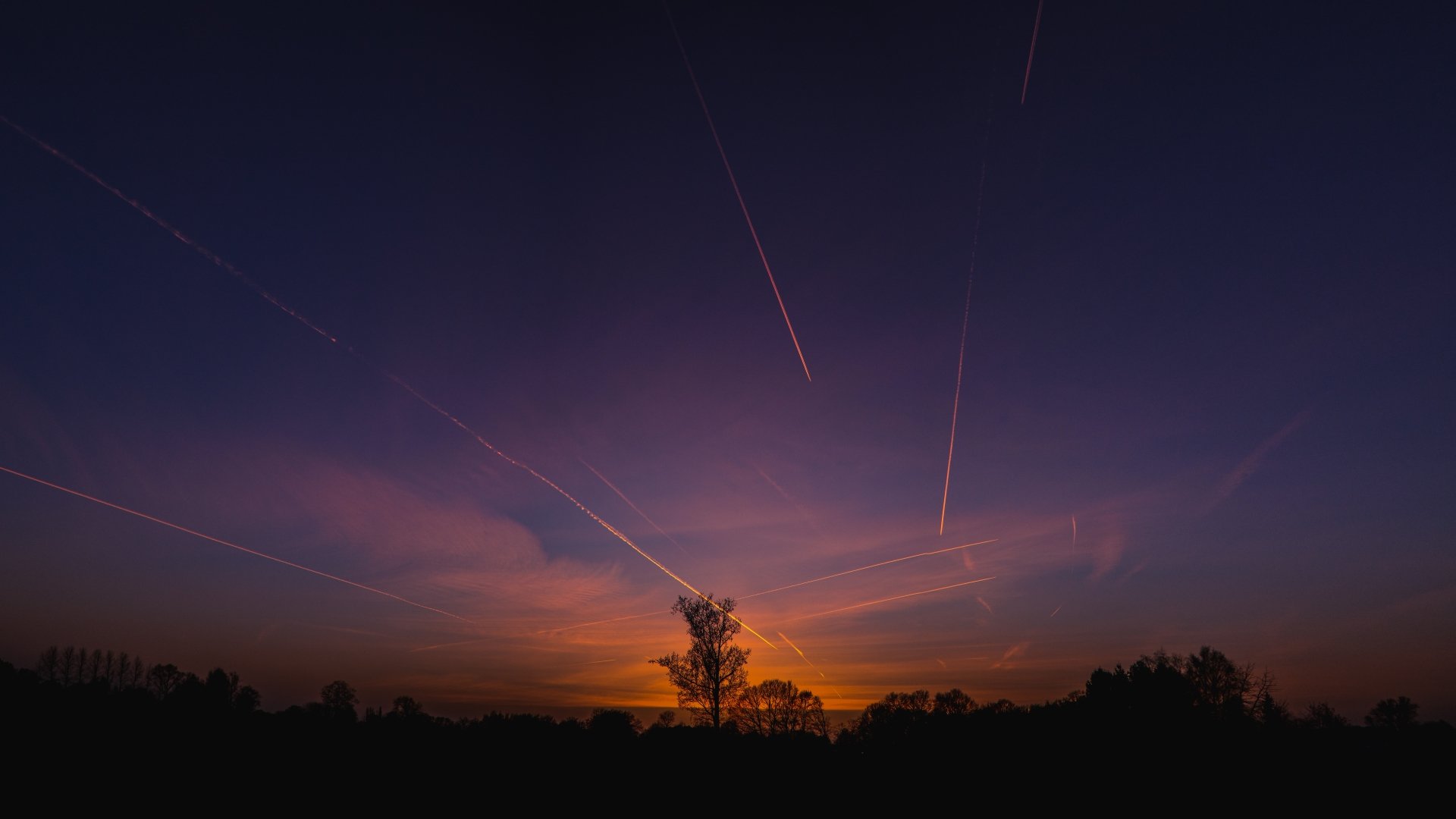 Silhouette Sky Night: 8K Ultra HD Wallpaper