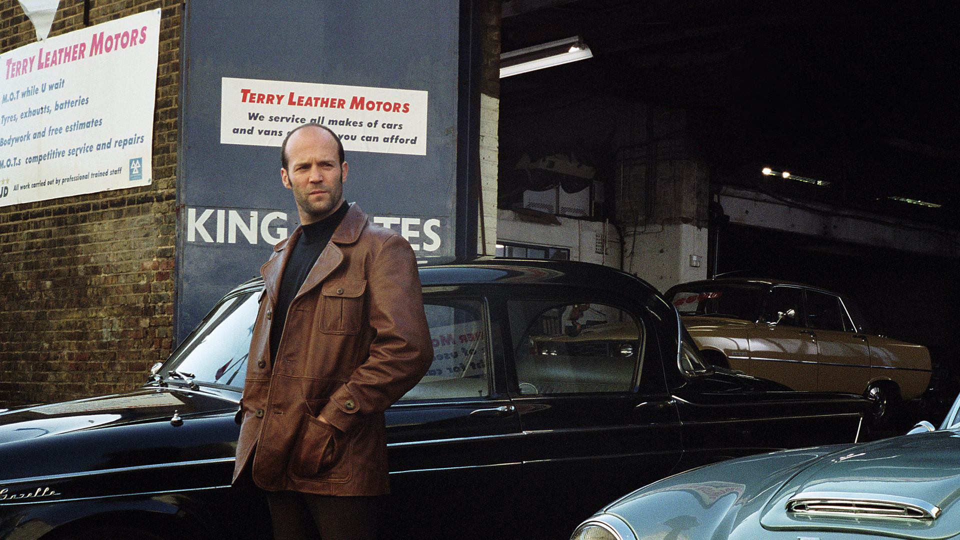 Download Jason Statham Movie The Bank Job HD Wallpaper