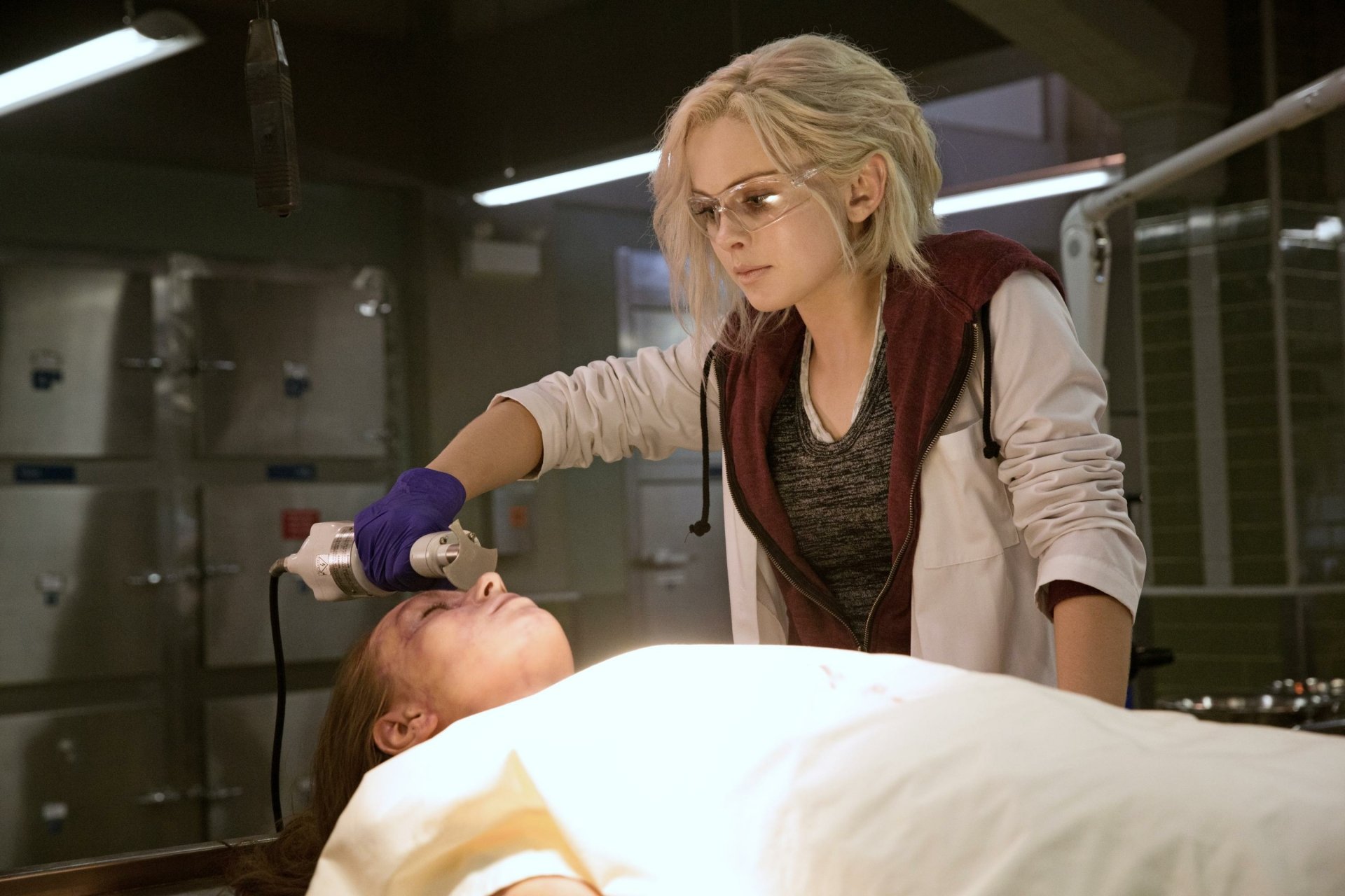 Download Liv Moore Rose McIver TV Show IZombie HD Wallpaper