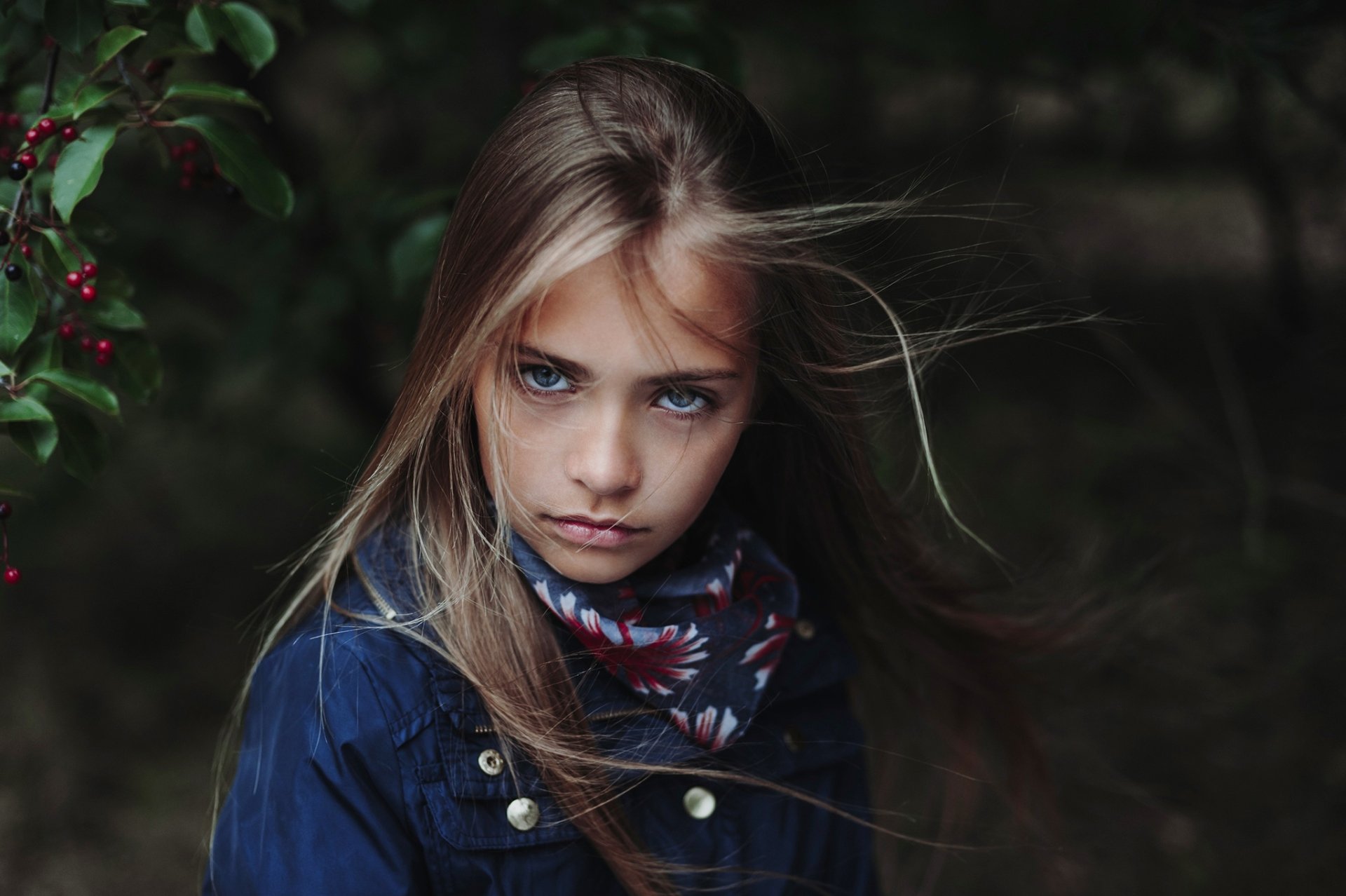 Download Blue Eyes Depth Of Field Brunette Woman Model HD Wallpaper by ...