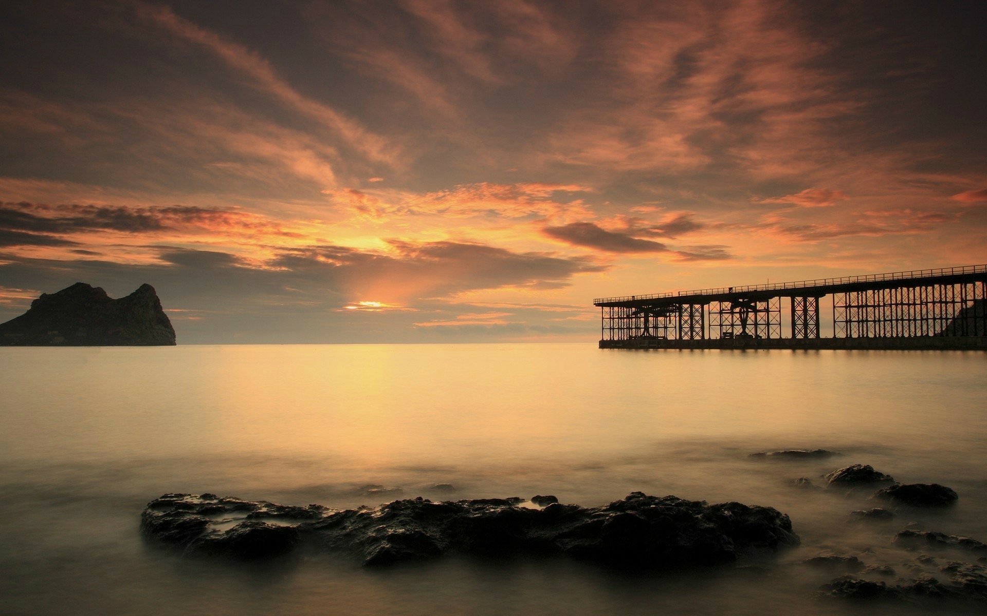 Serene Sunset Pier: Stunning HD Man-Made Waterfront Wallpaper