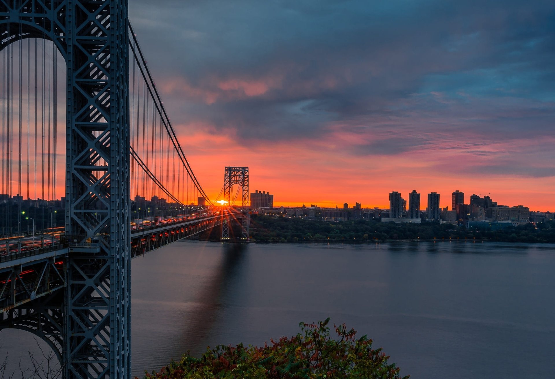 George Washington Bridge at Sunset Over New York River – Stunning HD ...