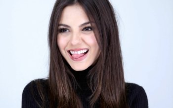 Download Victoria Justice Celebrity PFP
