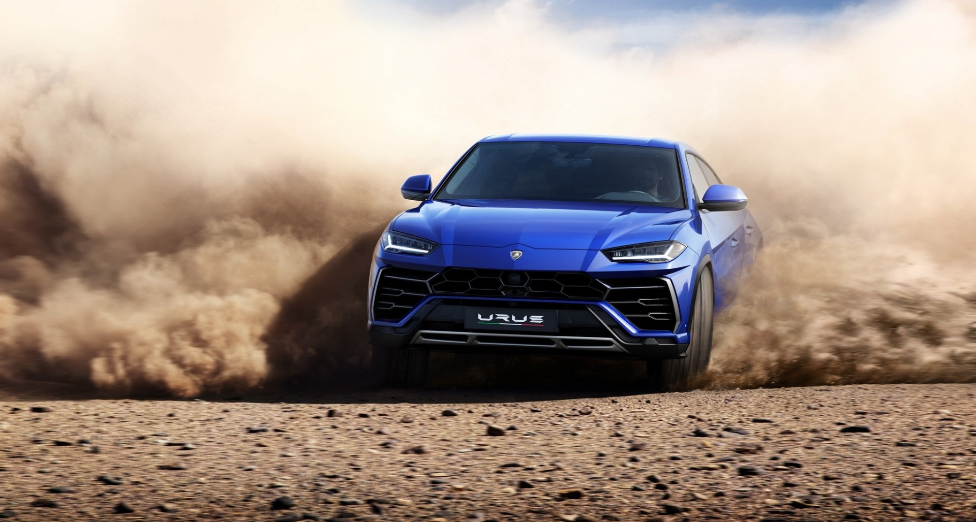 Lamborghini Urus: Off-Road Beast HD Wallpaper