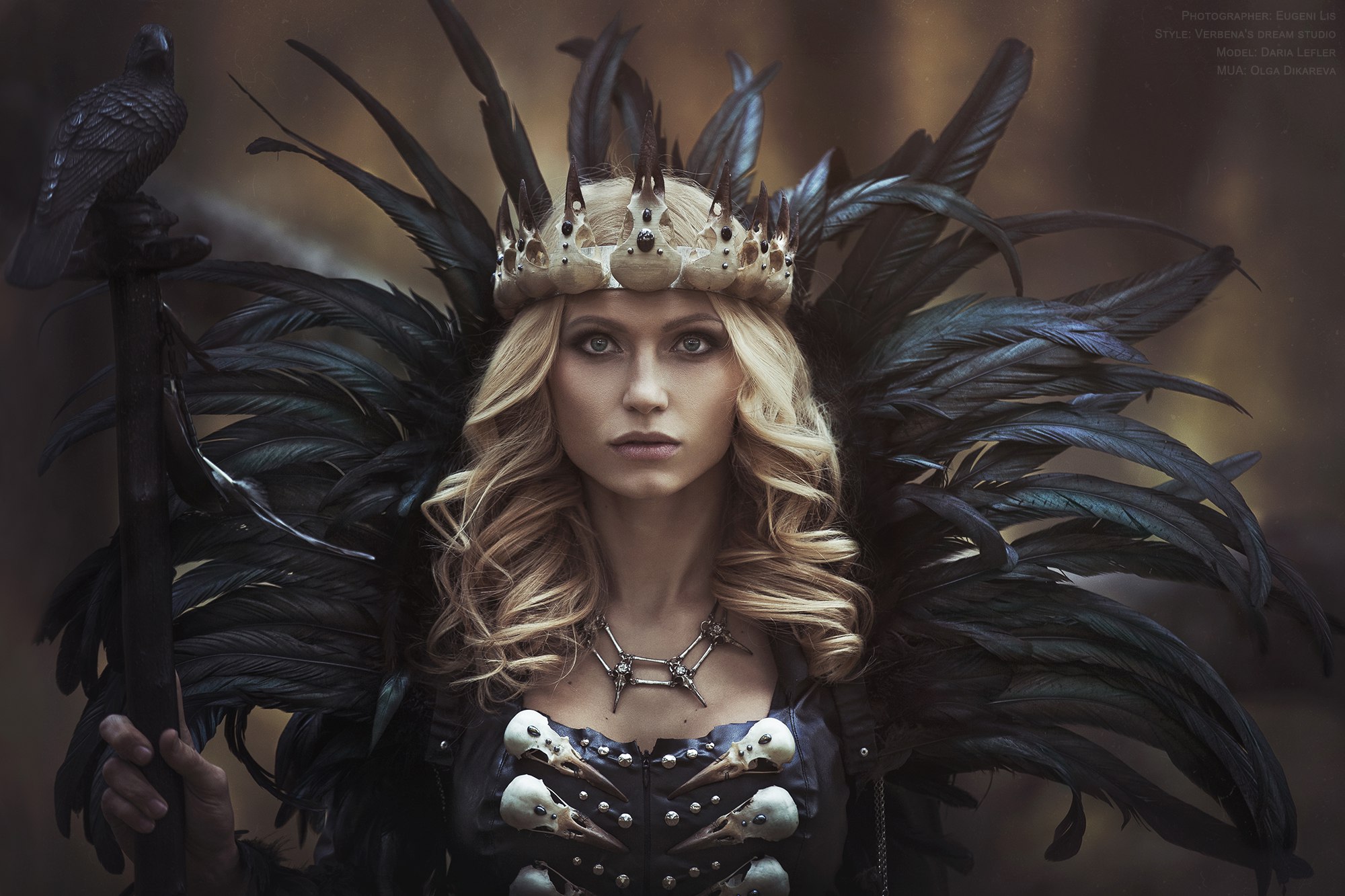 Queen of Shadows: HD Woman Cosplay Wallpaper by Verbena's Dream Studio