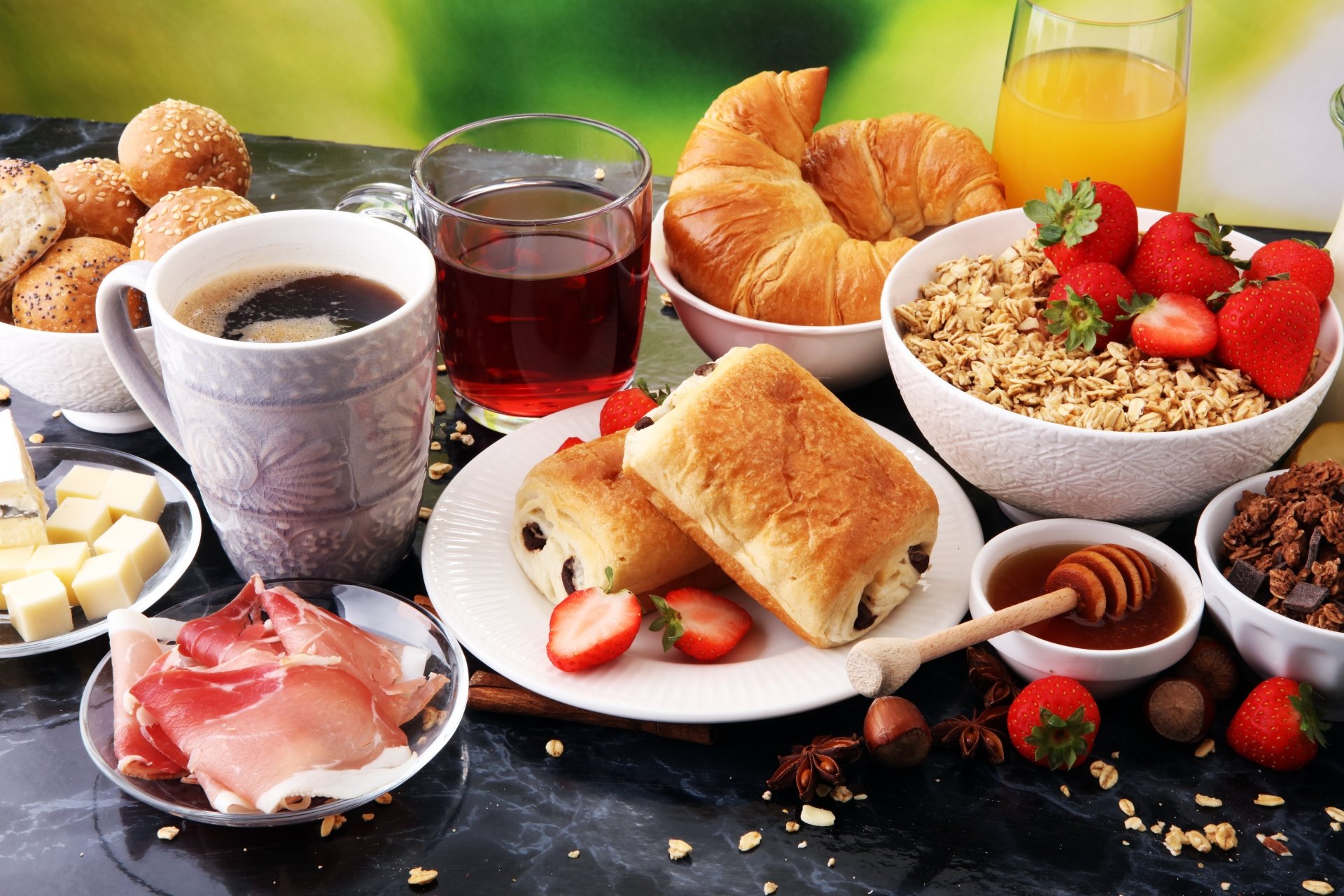 8K Ultra HD Breakfast Bliss: Croissants, Coffee, Honey & Fresh Juices