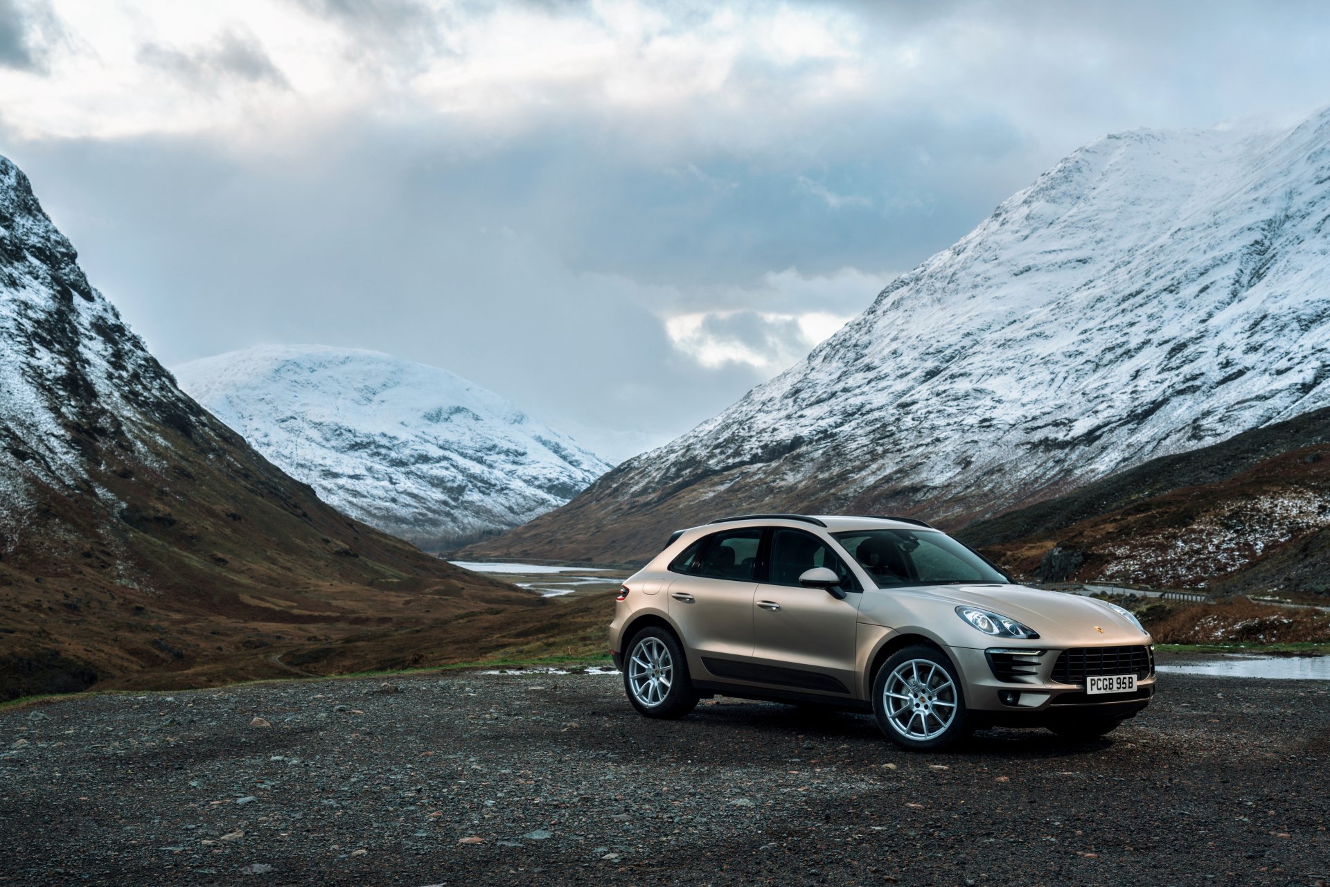 Download SUV Silver Car Car Porsche Vehicle Porsche Macan 4k Ultra HD ...