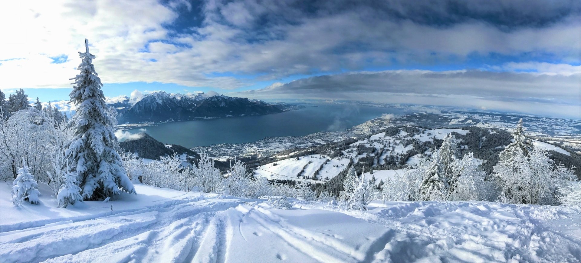 Winter Wonderland: Snowy Alpine Landscape HD Wallpaper | 3319x1500 ...