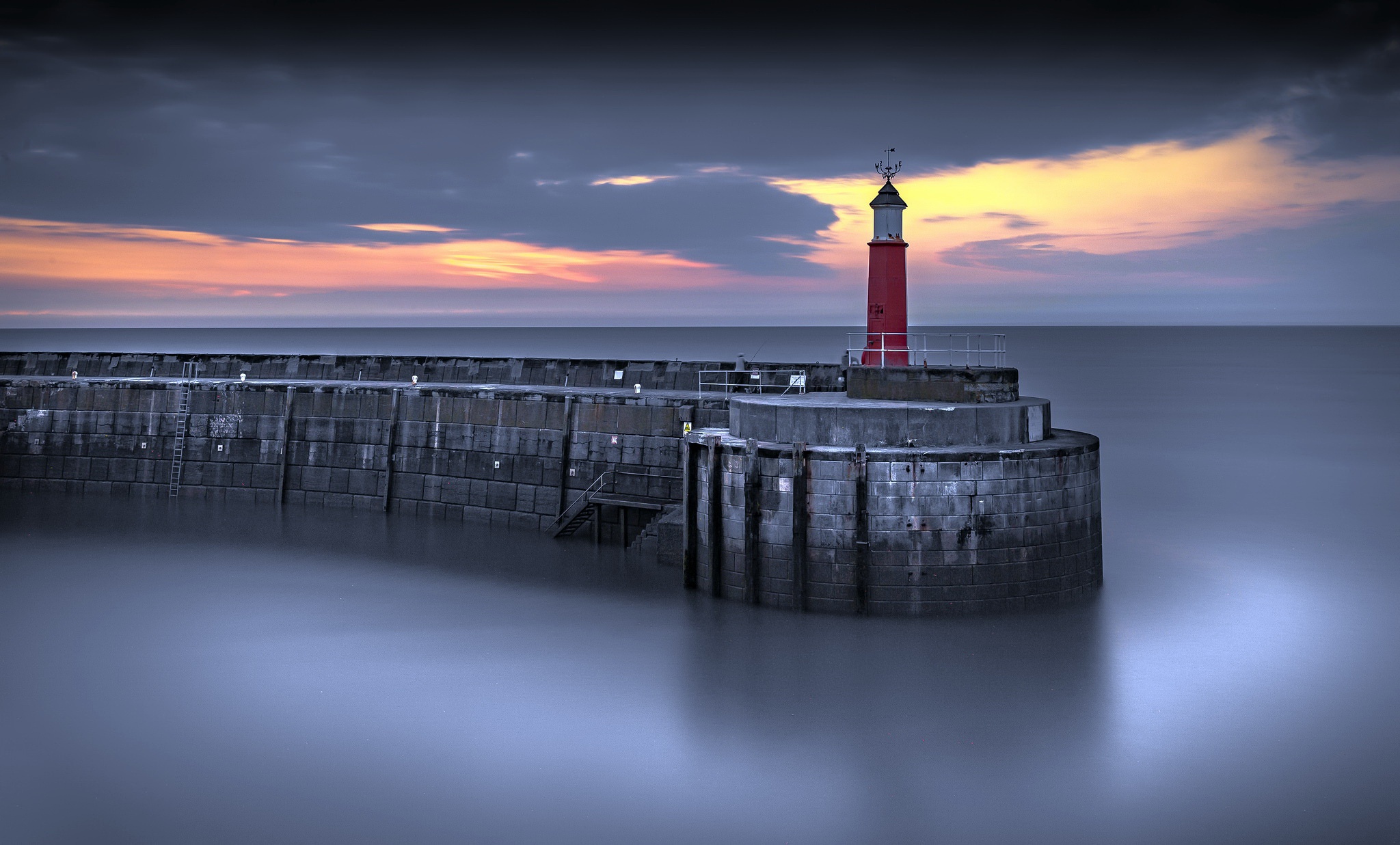 Majestic Lighthouse at Ocean Horizon - HD Wallpaper View